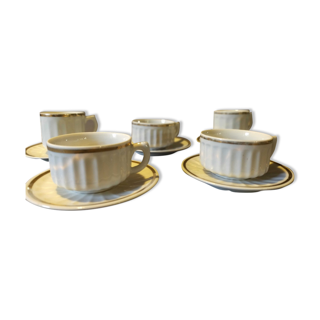 5 cups and saucers of fluted porcelain | Selency