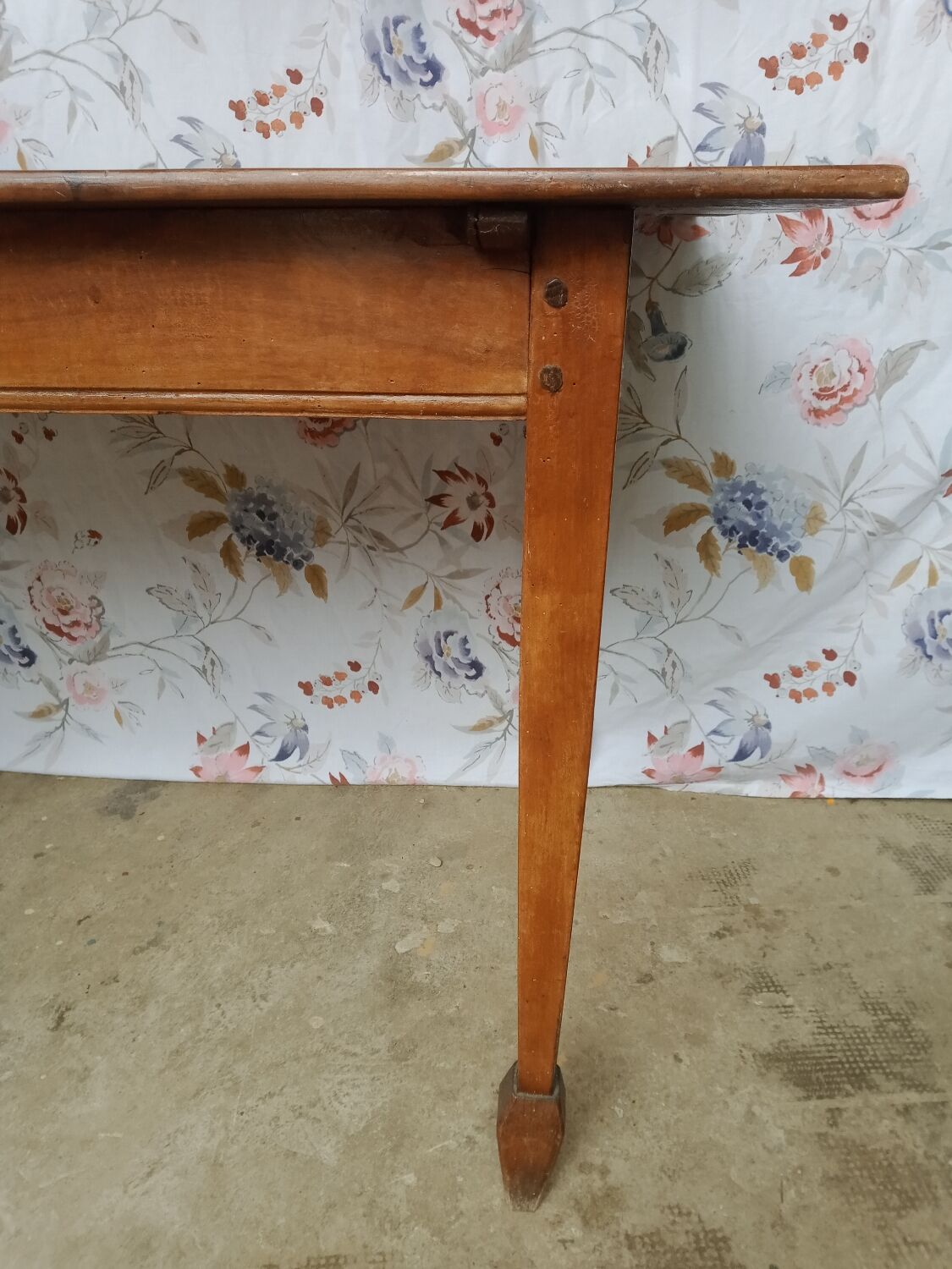 Table ancienne en bois chevillé | Selency