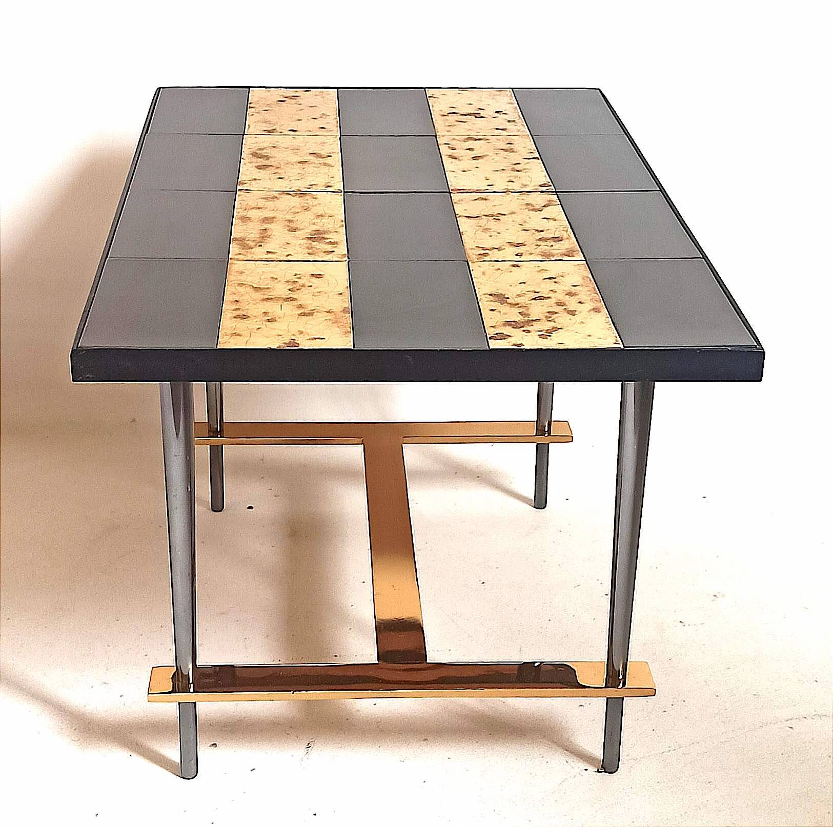 Table basse carreaux céramique et feuille d'or hauteur 36 cm années 50 ...