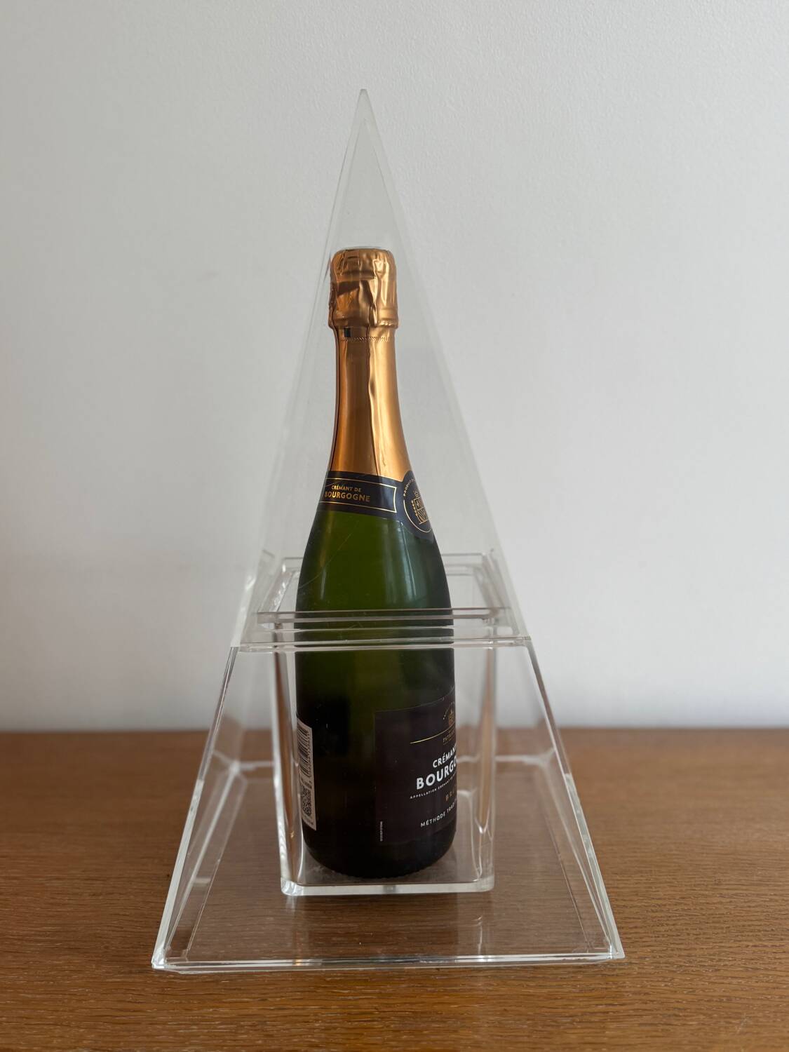 Refroidisseur à champagne pyramidal en plexiglas – design années 1970 ...