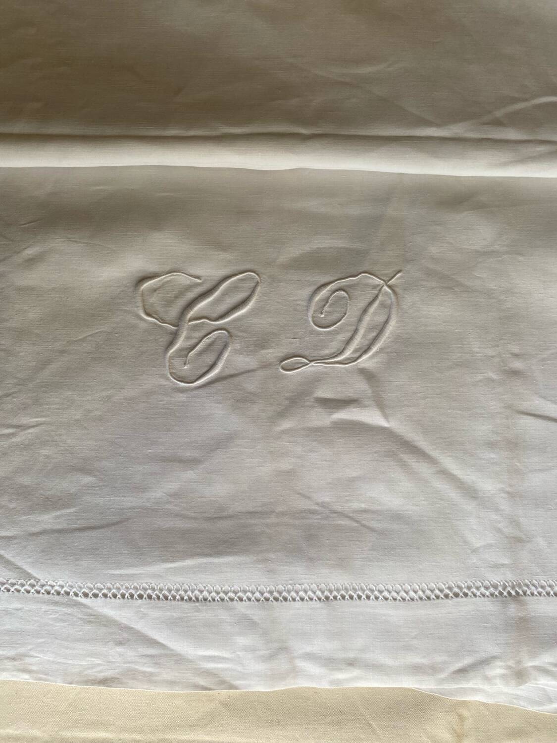 Drap ancien brodé | Selency