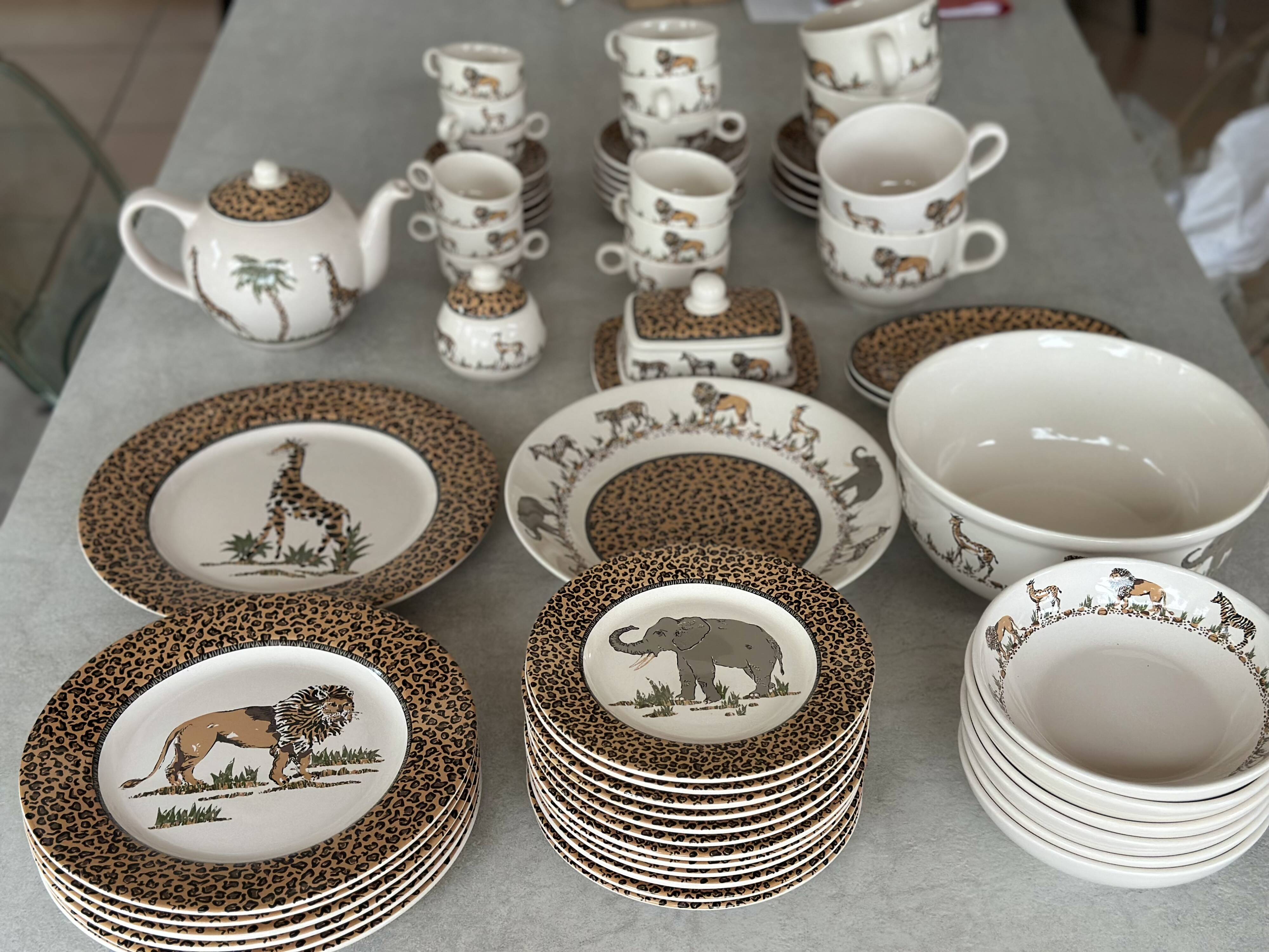 Service vaisselle tanganyika genevieve lethu (1996) neuf 50 pièces ...