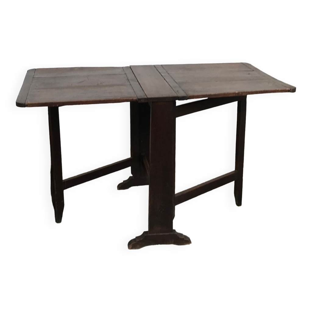 Folding table, Gateleg, in solid wood from the 19th Century. | Selency