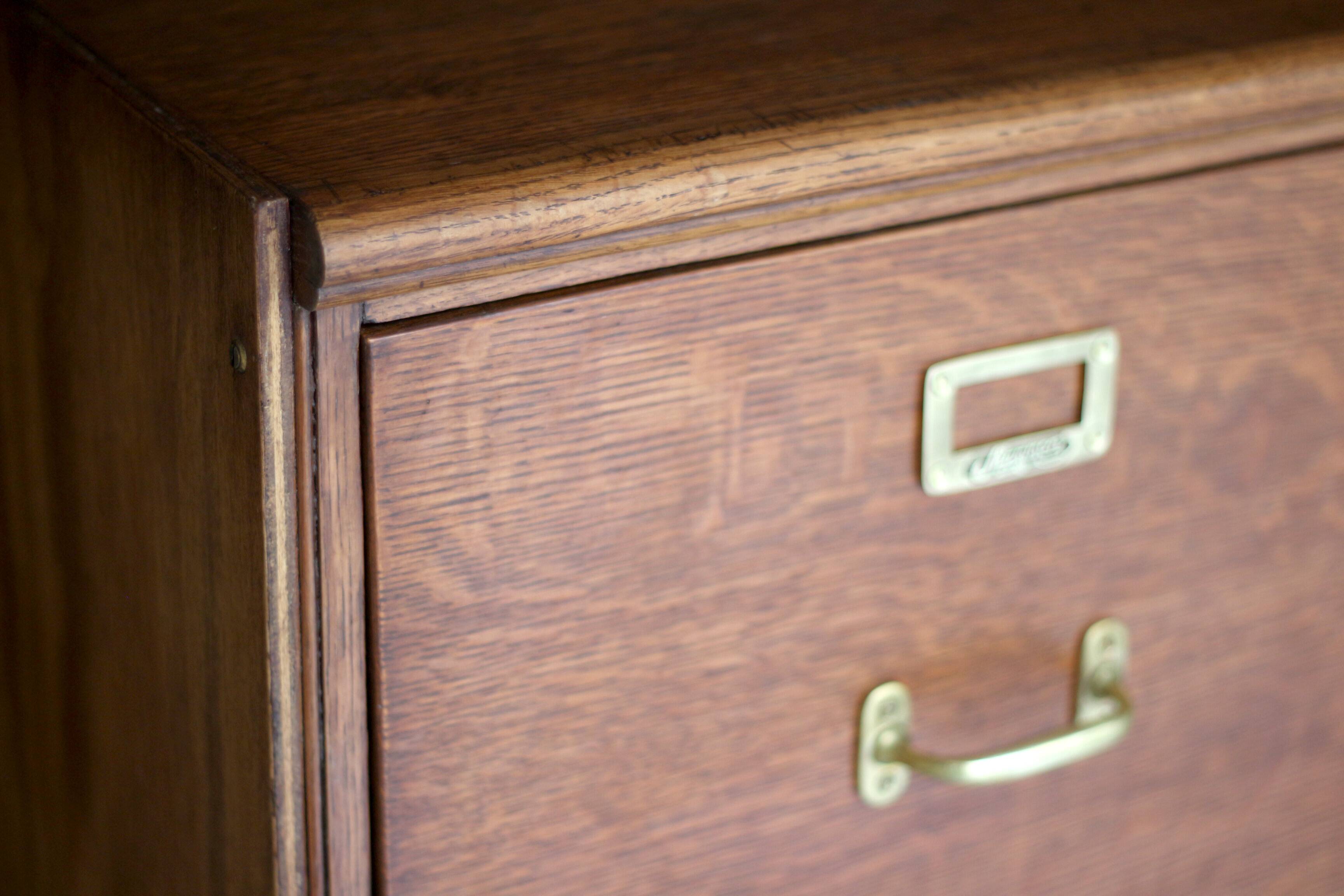Majestic shannon oak filing cabinet (early 20th century). | Selency