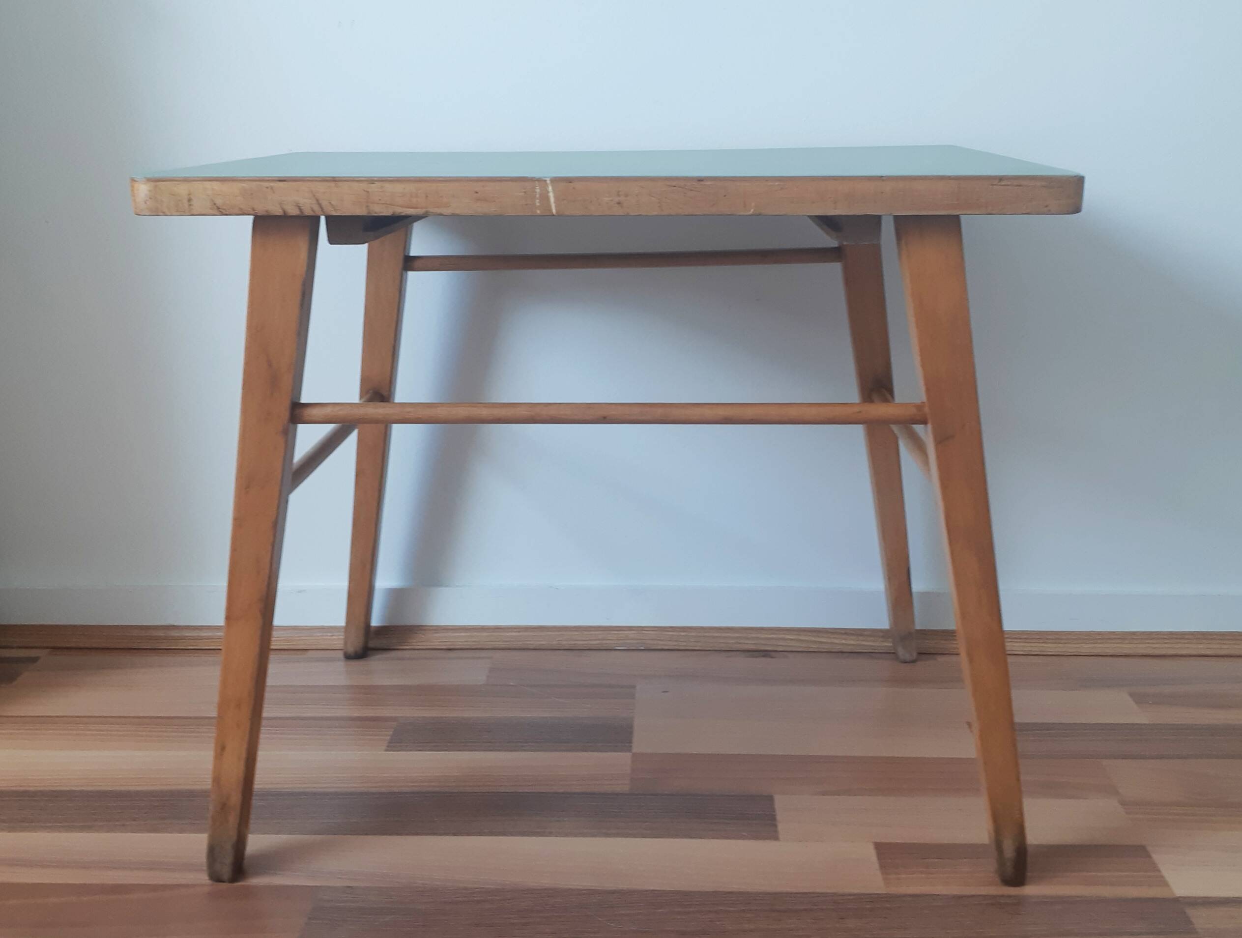 Bureau d'école enfant style Baumann, pieds compas , années 60 | Selency