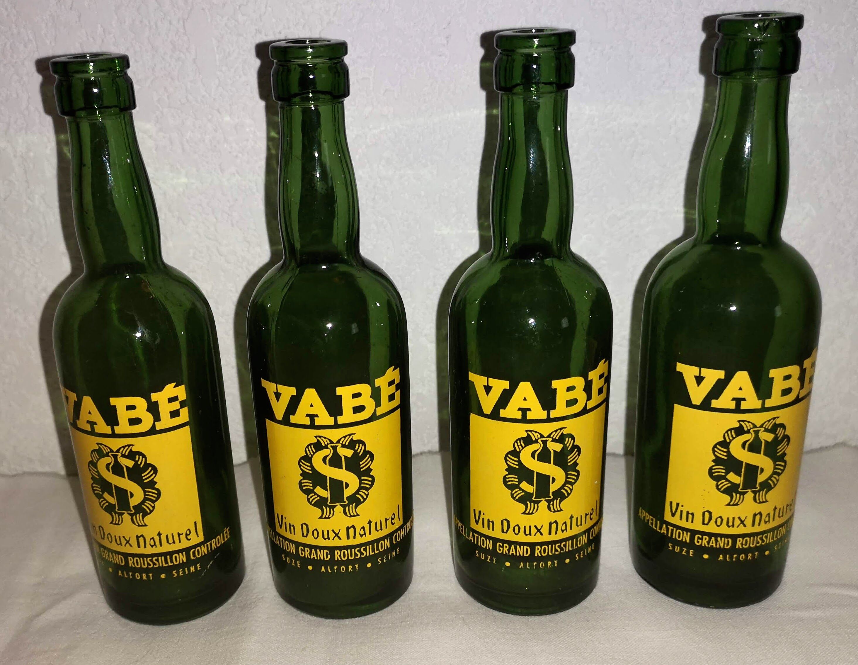 Lot bouteilles échantillon vin "Vabé" | Selency