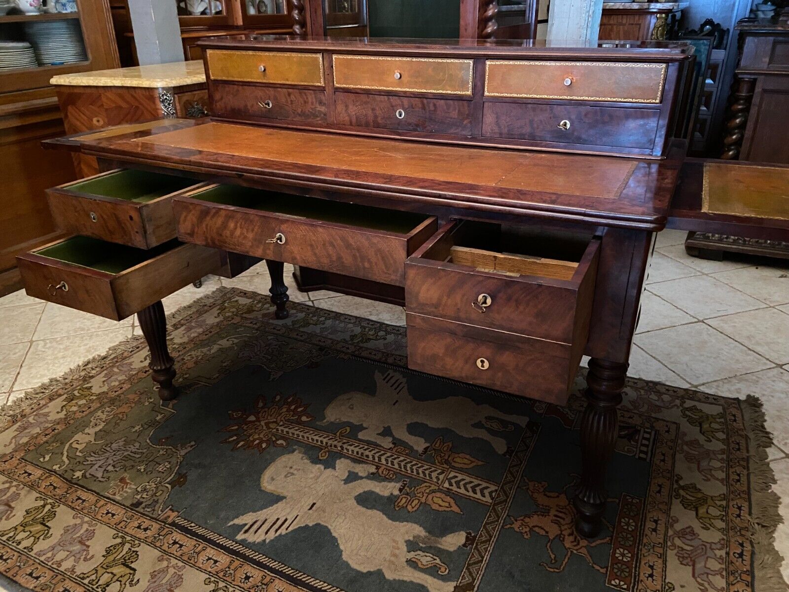 Bureau gradin plateau coulissant tablettes escamotables Louis-Philippe ...