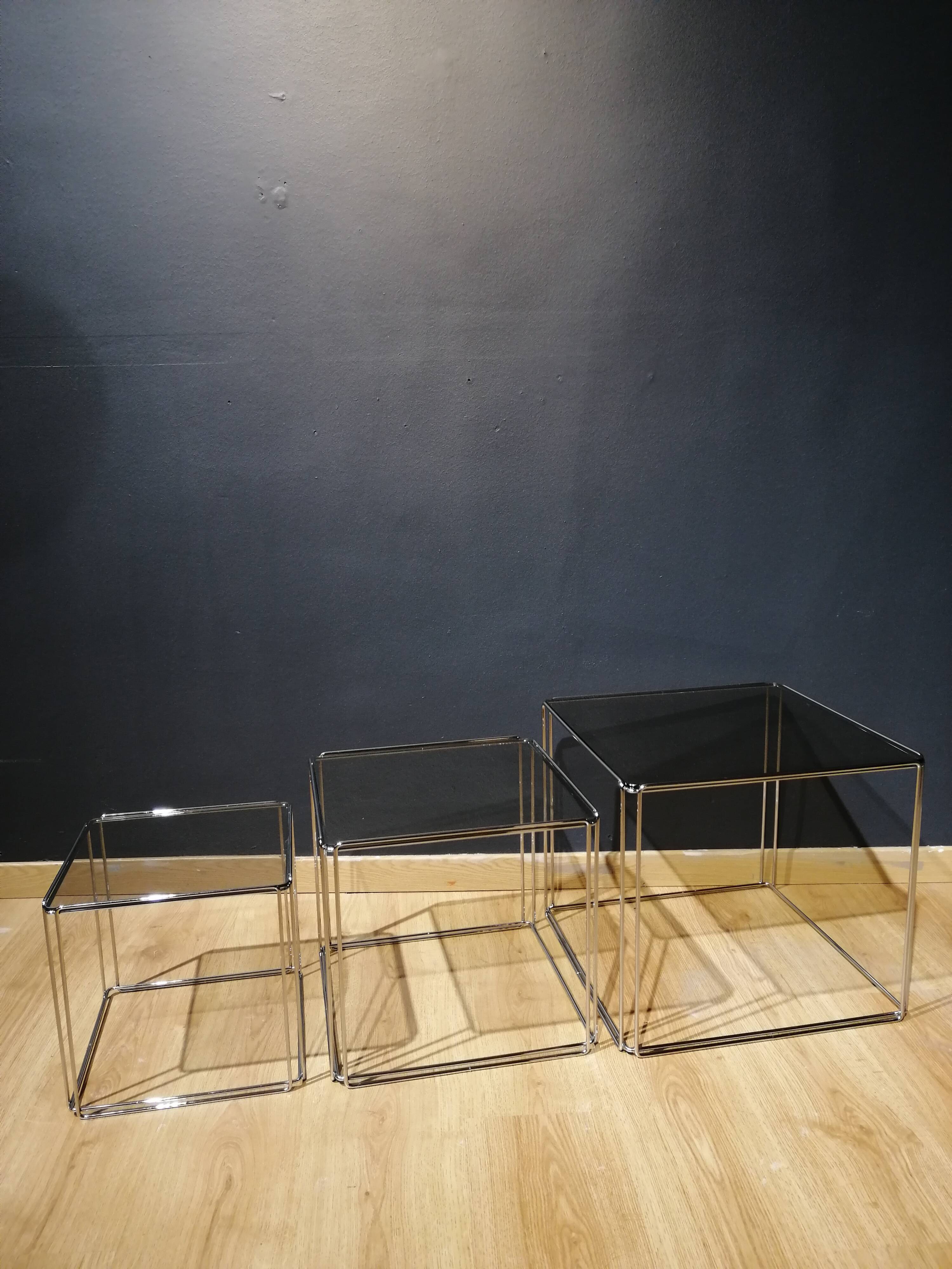 Tables gigognes "Isocèle" par Max Sauze éditées par Atrow, des années ...