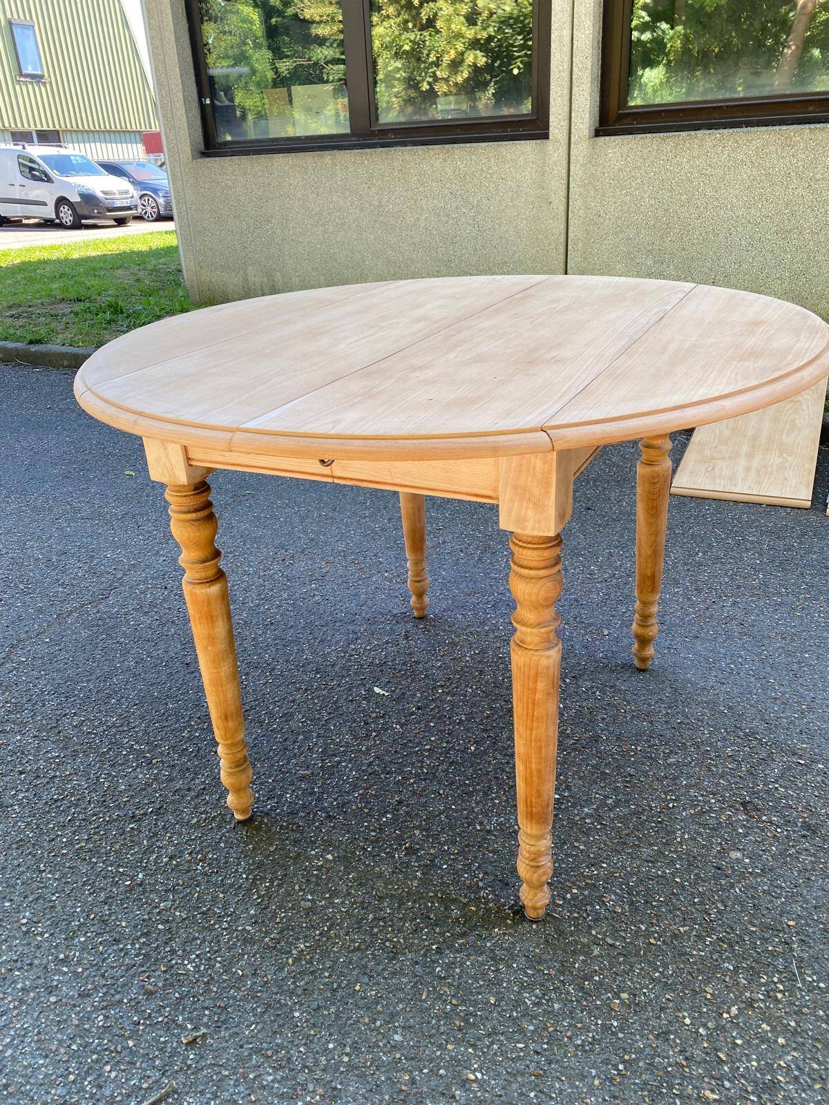 Table à manger ronde extensible Louis Philippe à volets rénovée 190cm | Selency