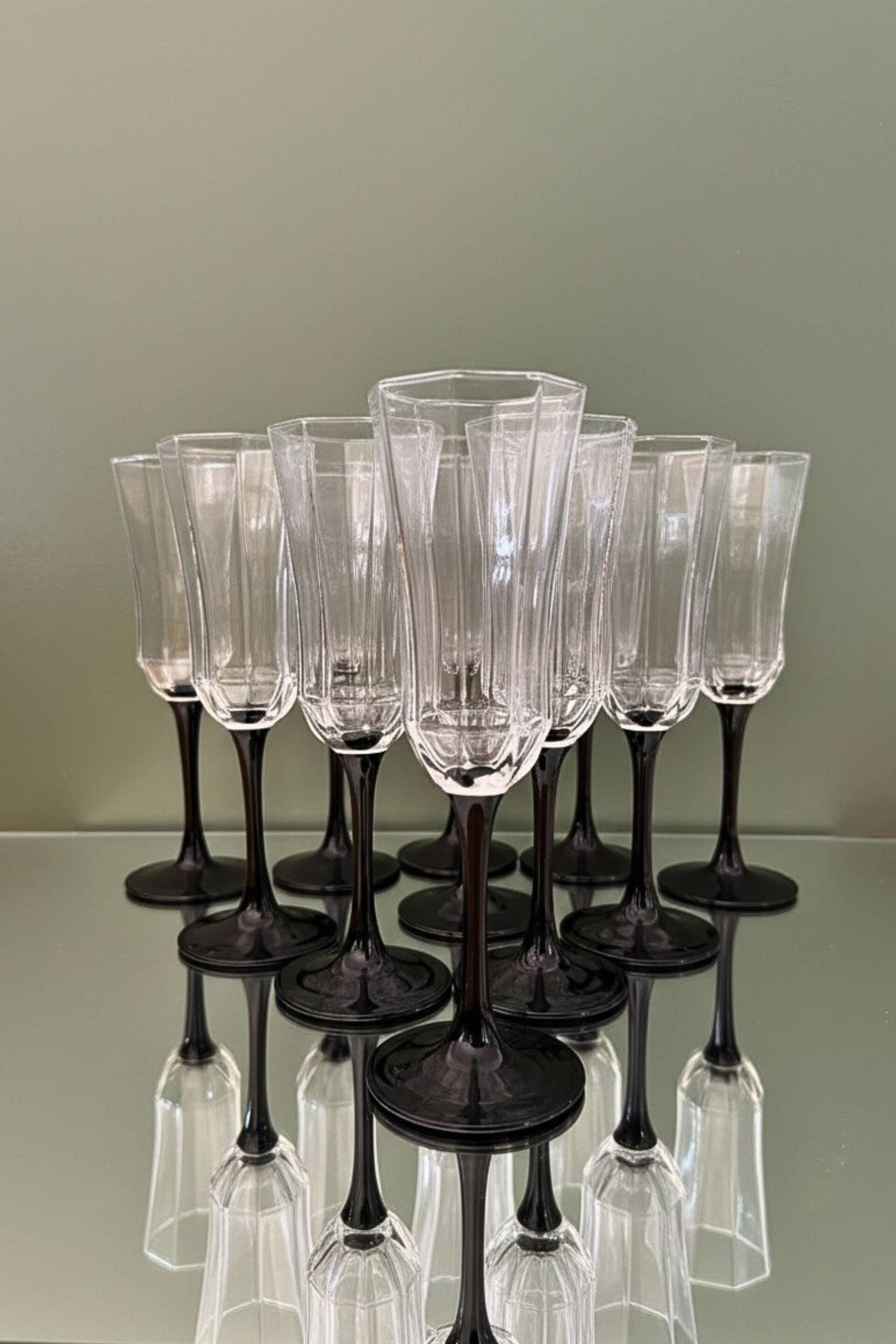 11 flûtes à champagne vintage en verre, Esso, Luminarc | Selency