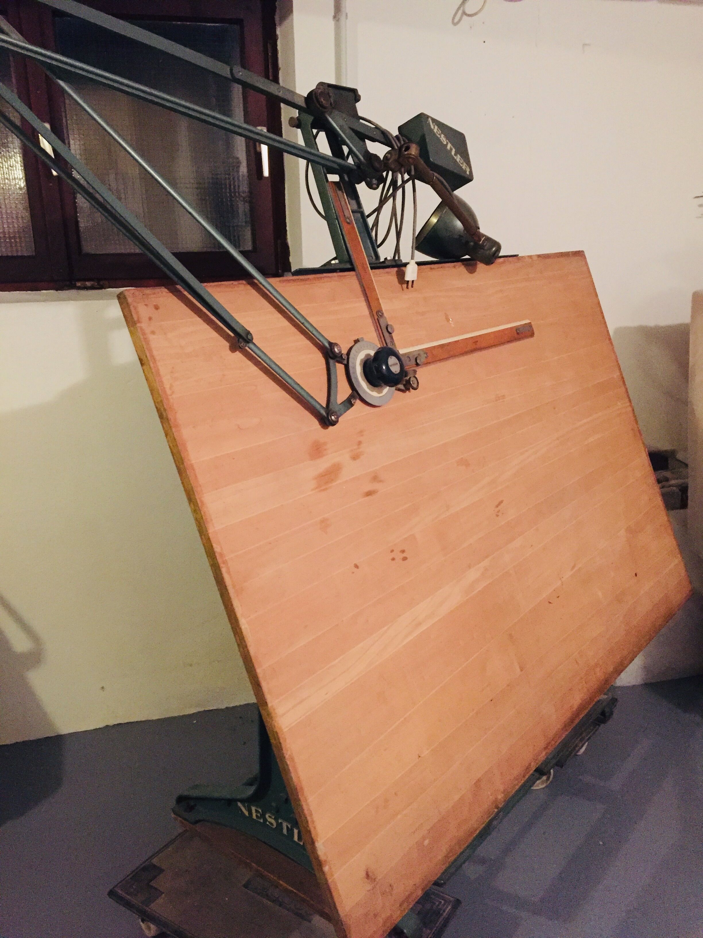 Table à dessin industriel Nestler années 40 | Selency