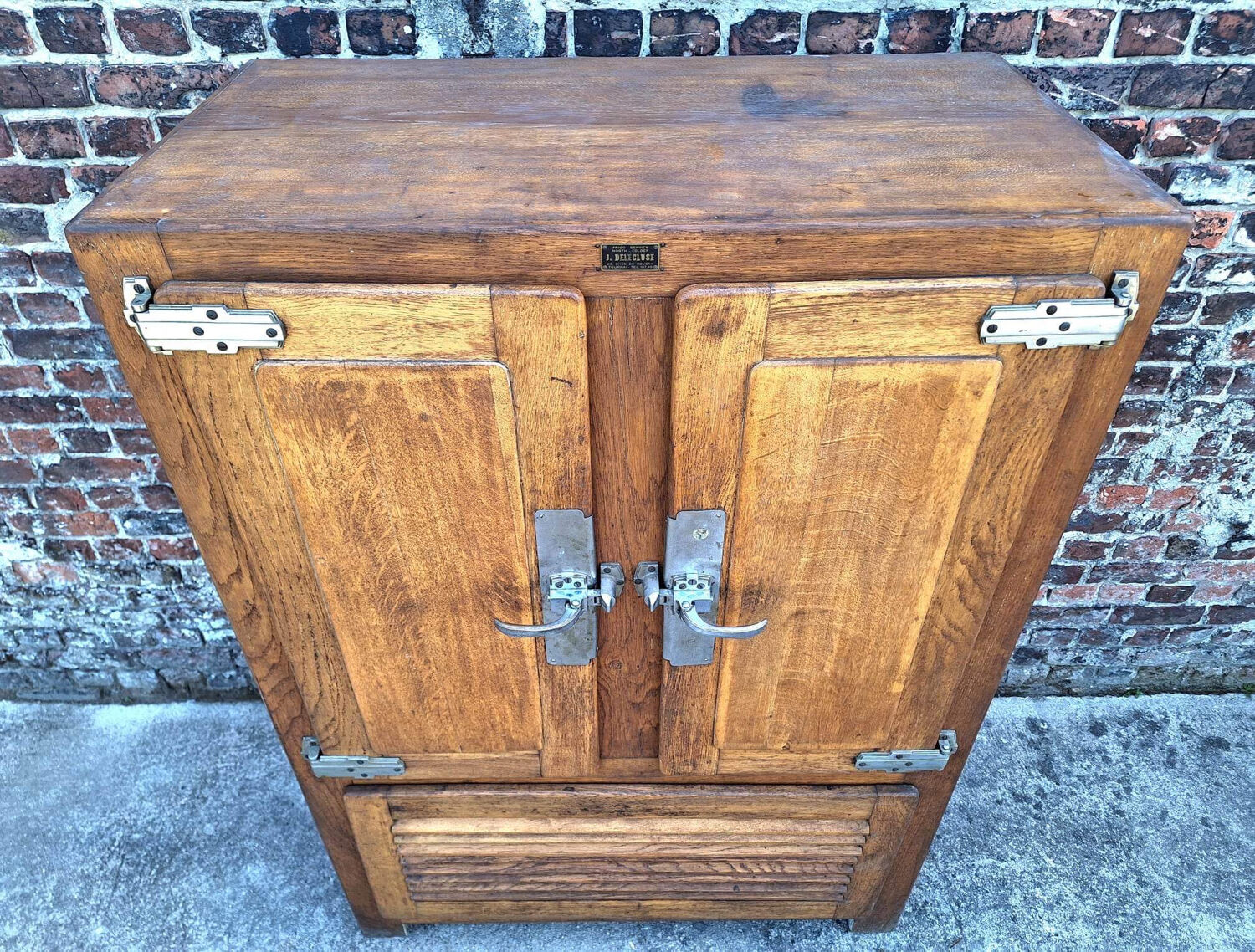Ancien Frigo En Bois