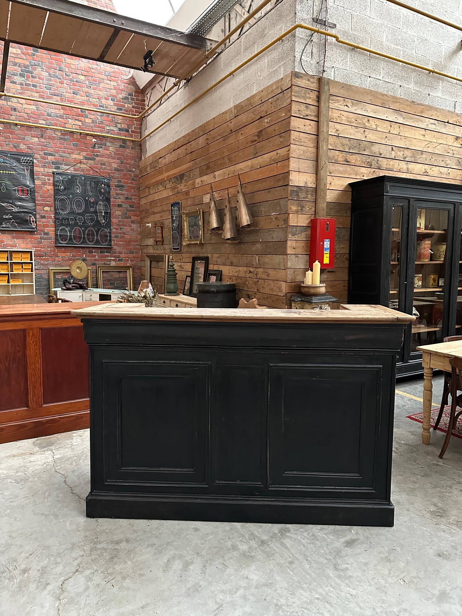 Comptoir de bar en chêne fin XIXème | Selency