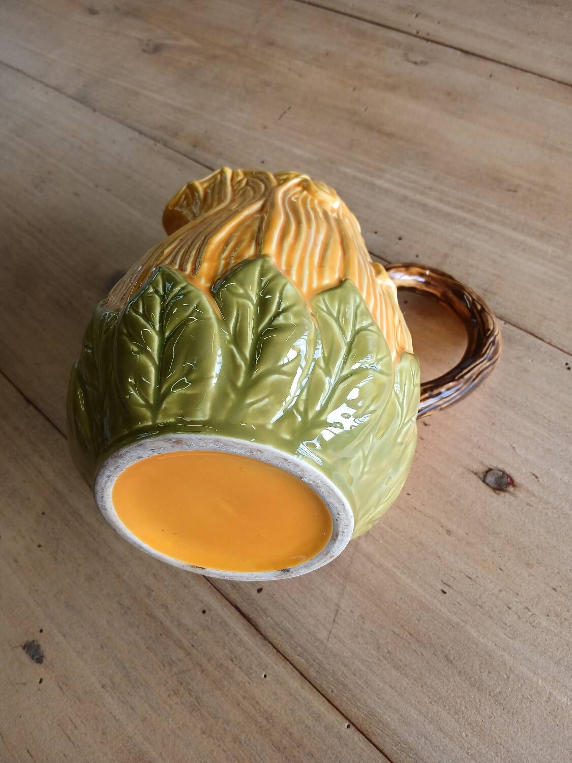 Pichet ancien en barbotine | Selency