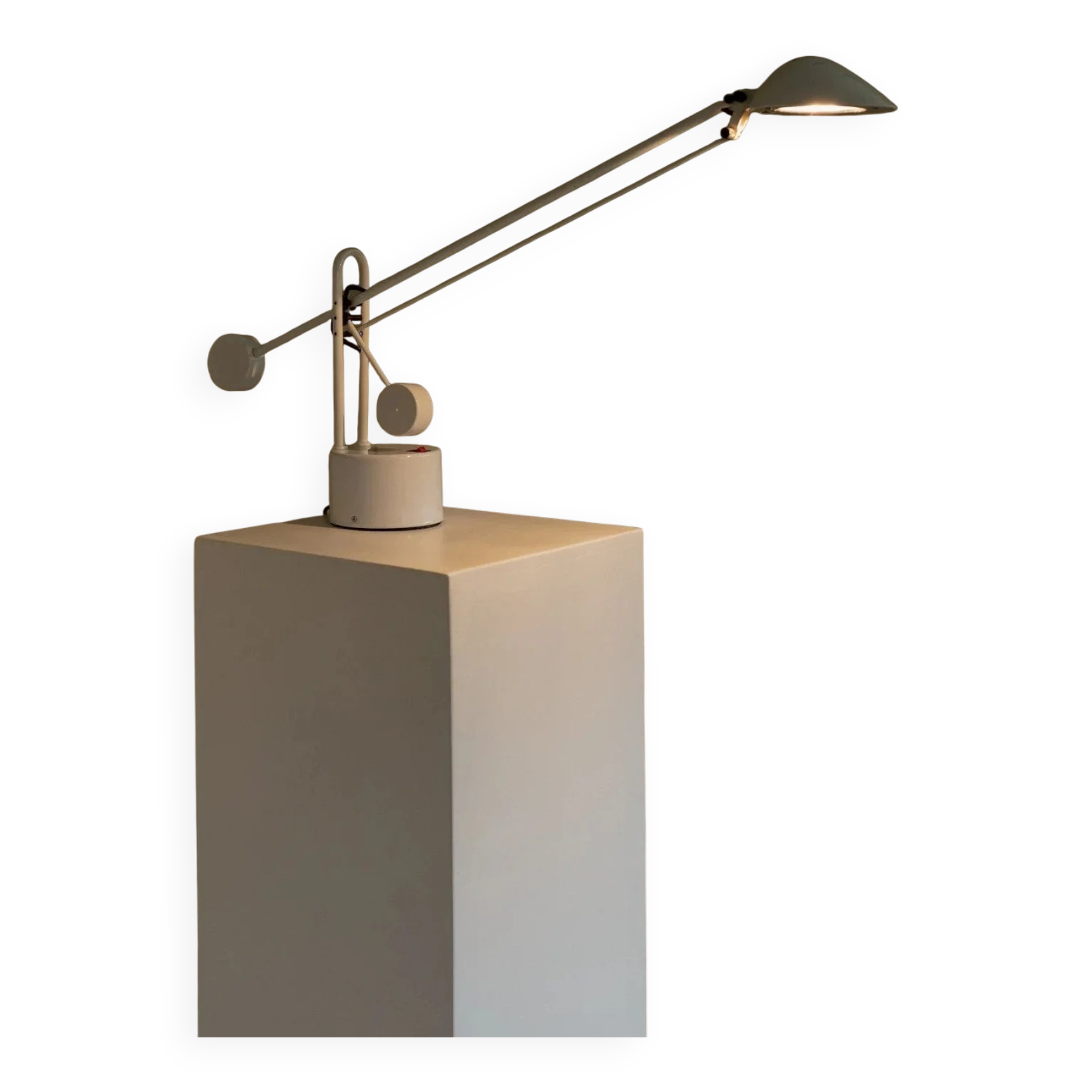 Lampe de table Halo Balance en métal blanc Stilplast d'Italie - Design ...