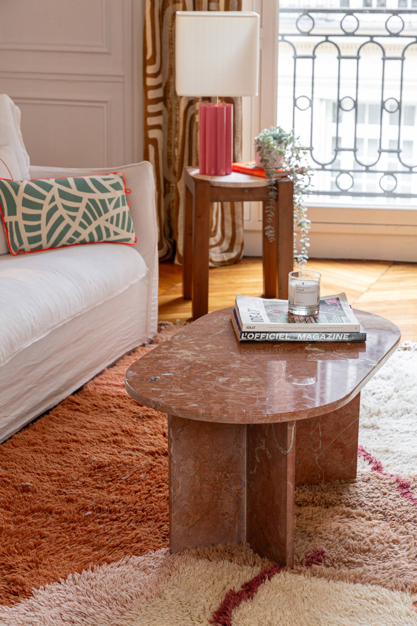 Table ovale en marbre corail | Selency