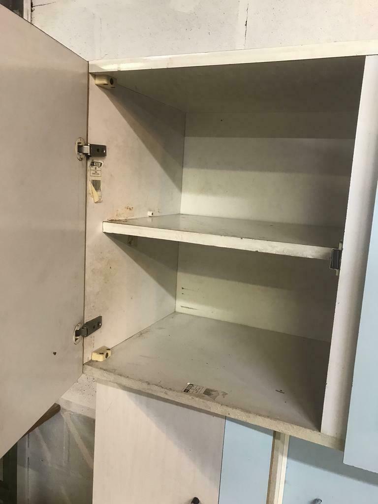 Buffet de cuisine en formica bleu pastel vintage | Selency