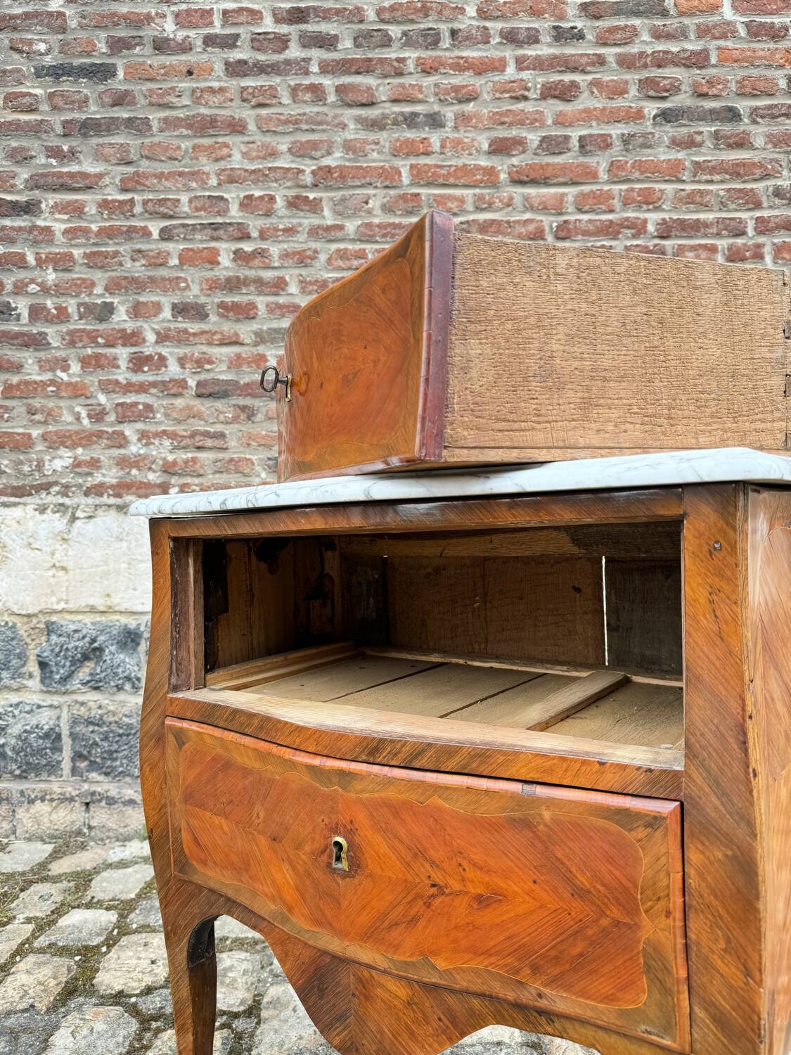 Pierre Roussel, Commode sauteuse En Marqueterie époque Louis XV XVIII ...