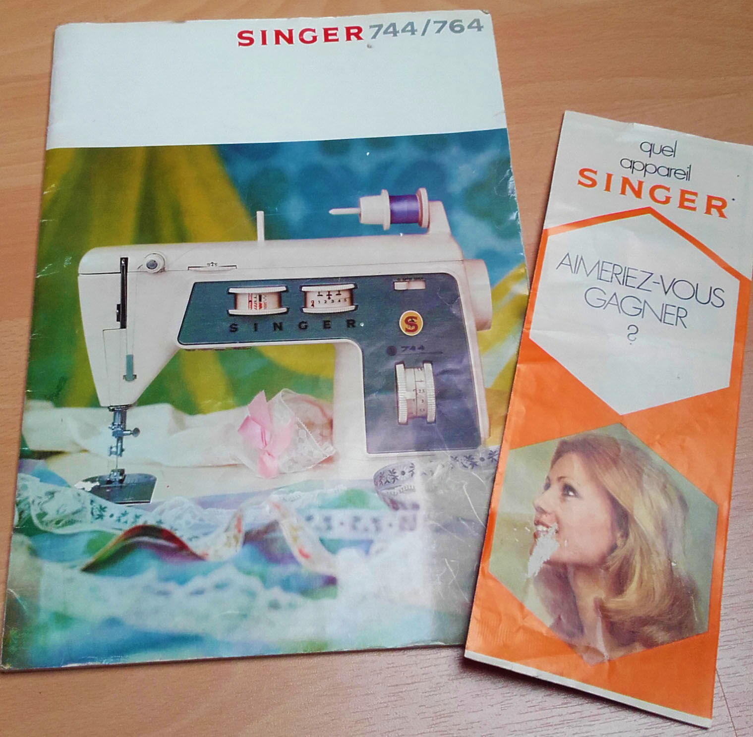 Meuble machine à coudre Singer 744 | Selency