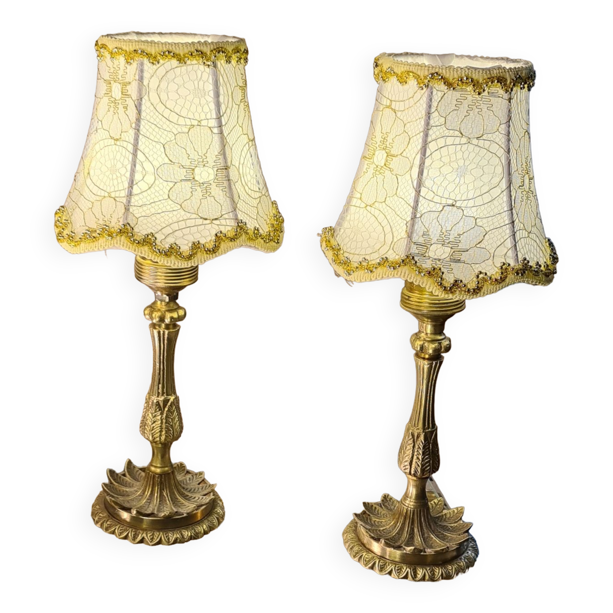 Lampes de chevets en bronze avec abat jour or et gallon doré31x14 | Selency
