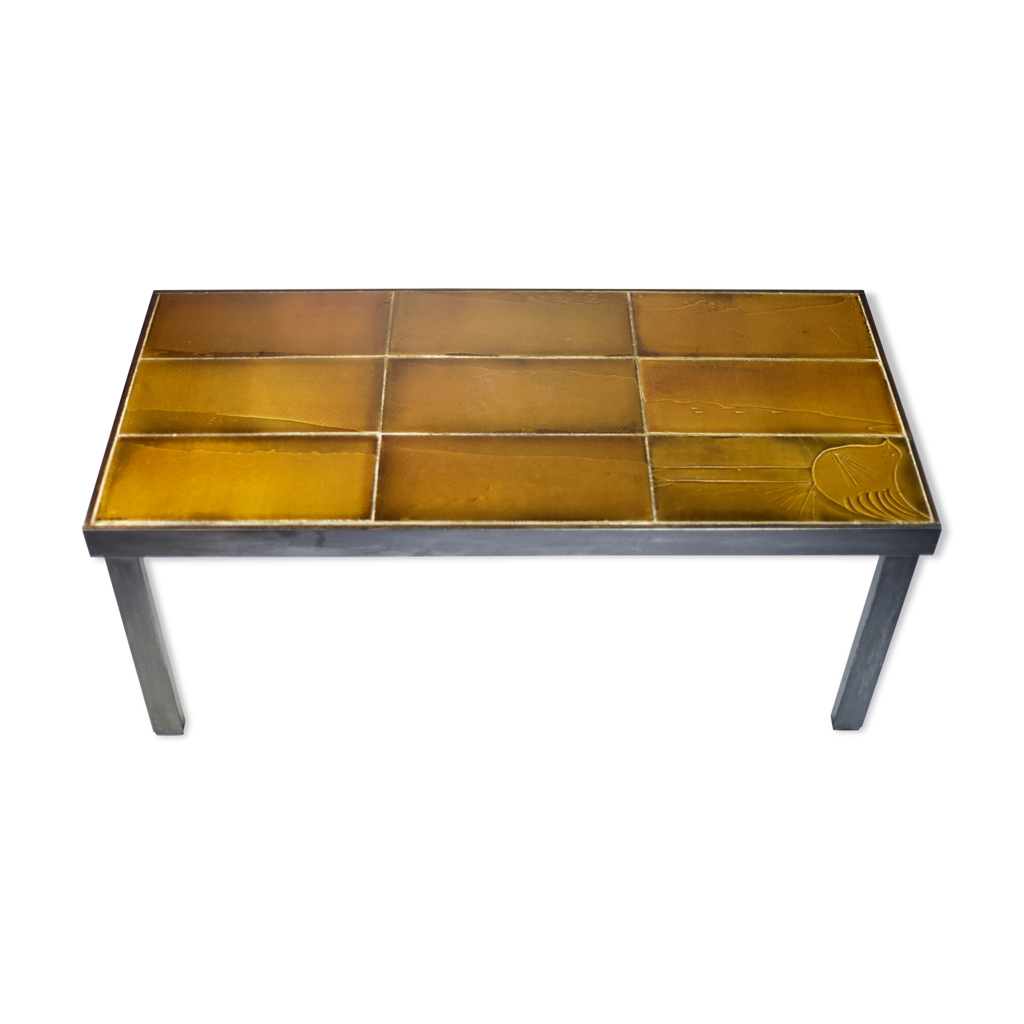 Table basse signée Roger Capron, acier et céramique, motif oiseau | Selency