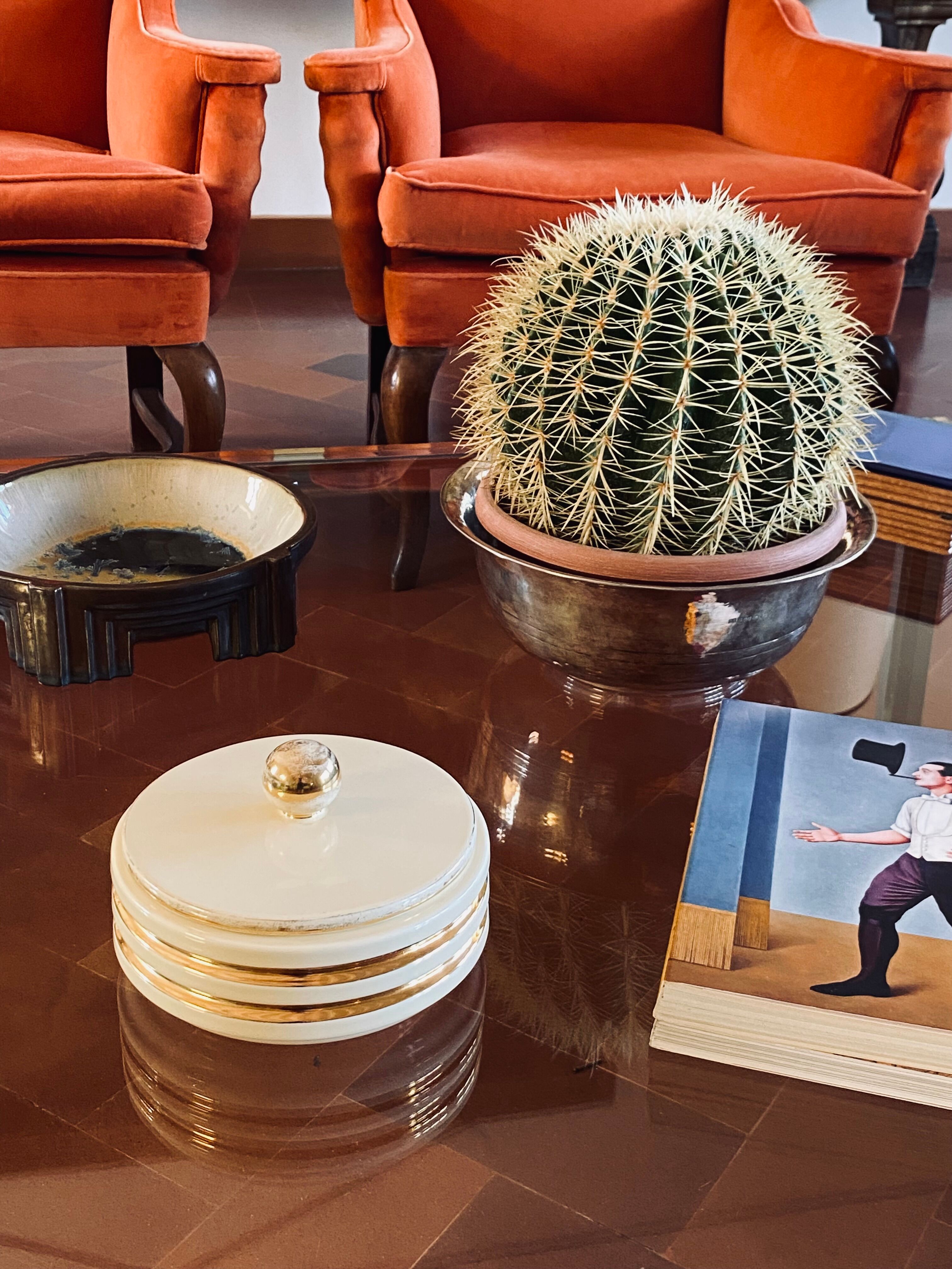 Jean Robj, Art Deco white and gold ceramic box, Robj Paris, France ...