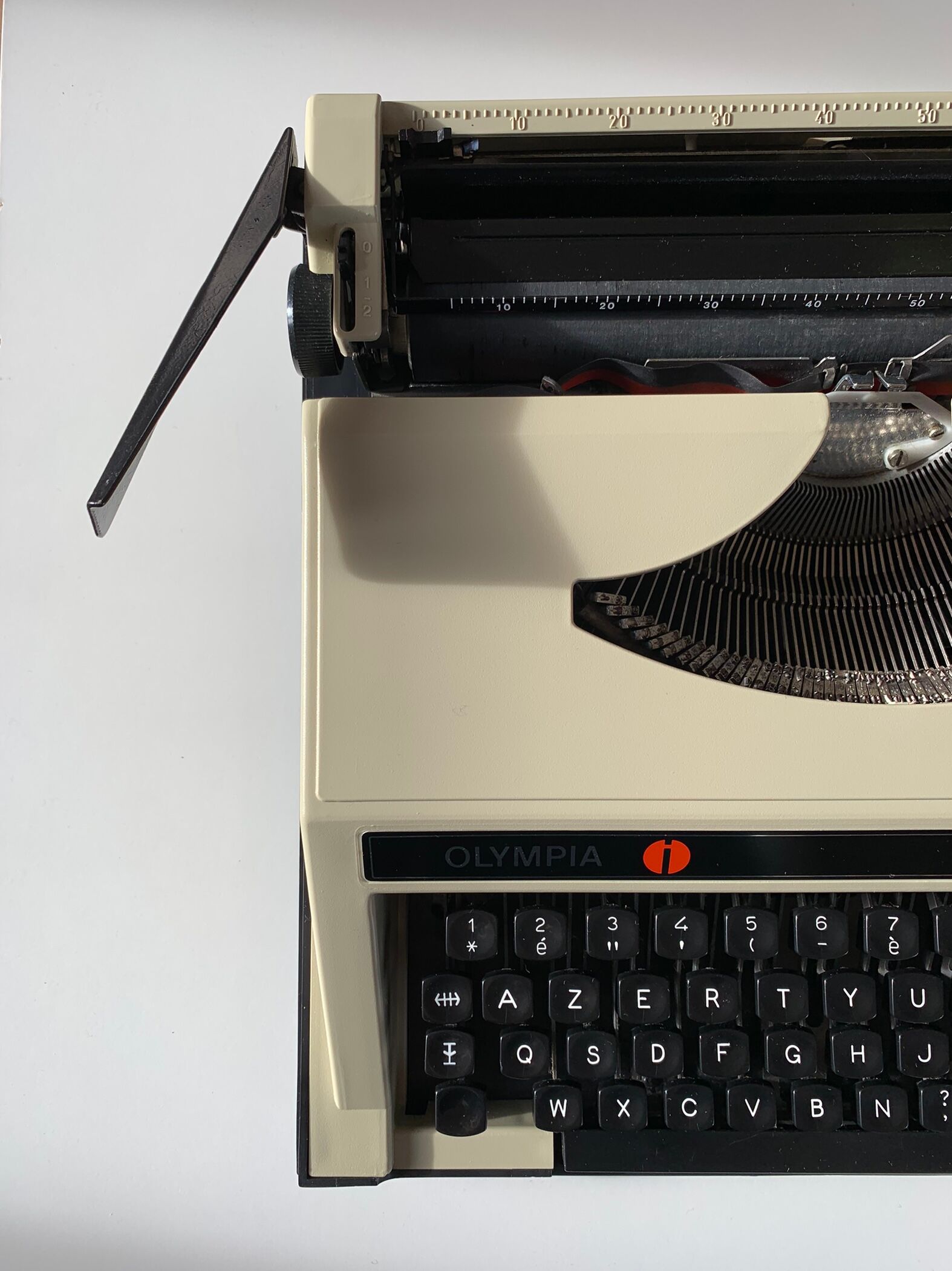 Machine à écrire portable olympia confortmatic 242 | Selency