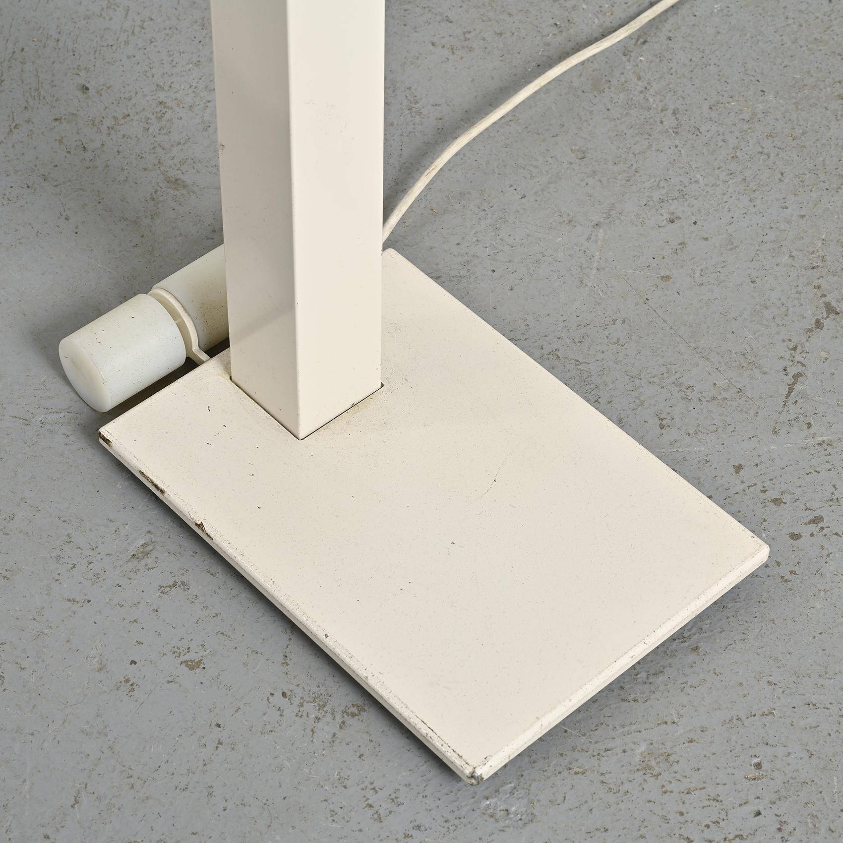 Paire de lampadaires ID-S par Ettore Sottsass, Zumtobel, vers 1987 ...