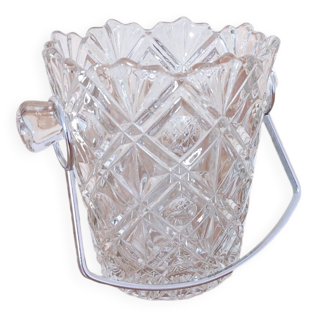 Vintage chiseled glass ice bucket with silver metal handle | Selency