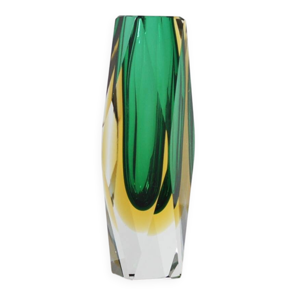 Vase à facettes en verre Sommerso vert et ambré | Selency