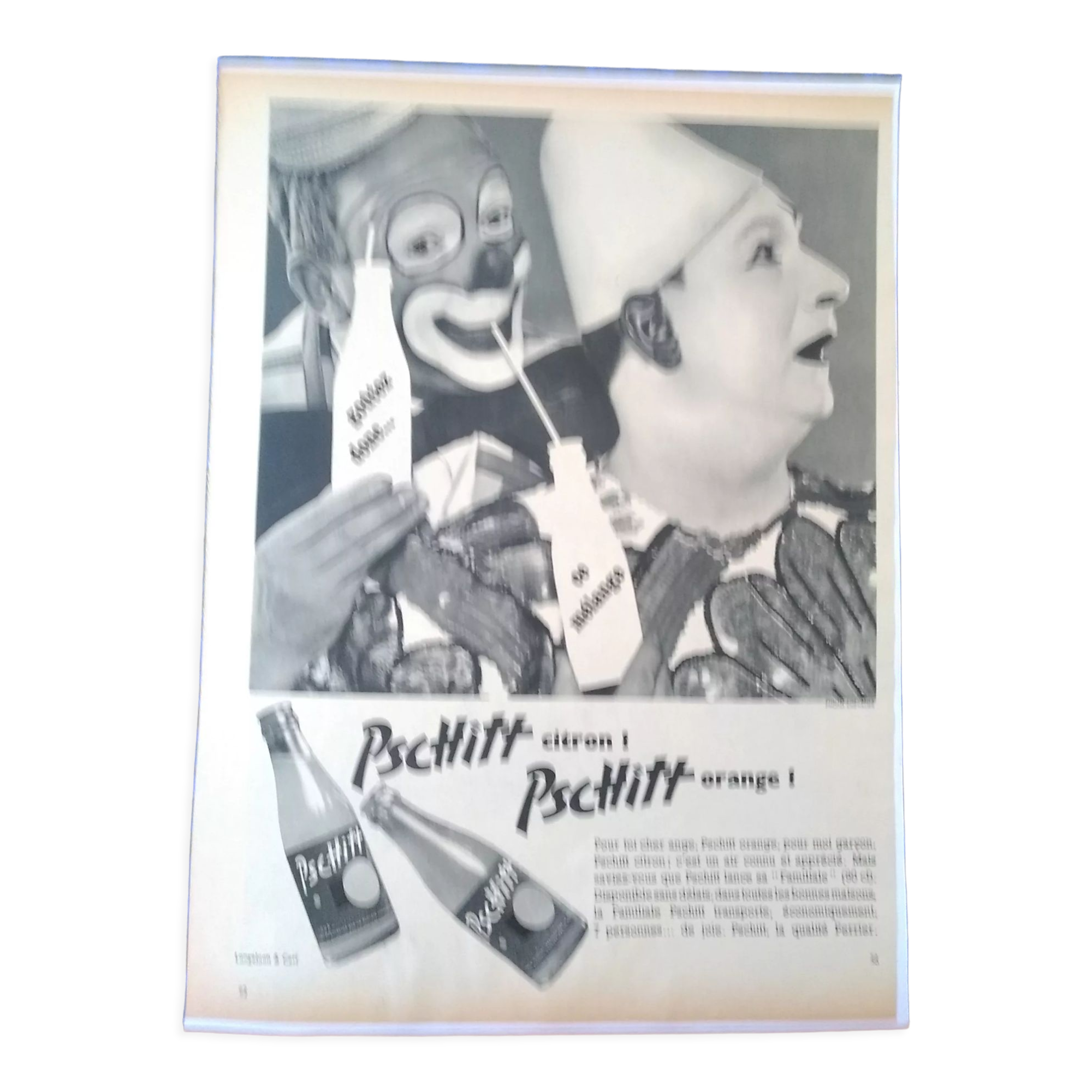Publicité papier boisson Pschitt soda avec 2 clowns issue d'une revue d ...