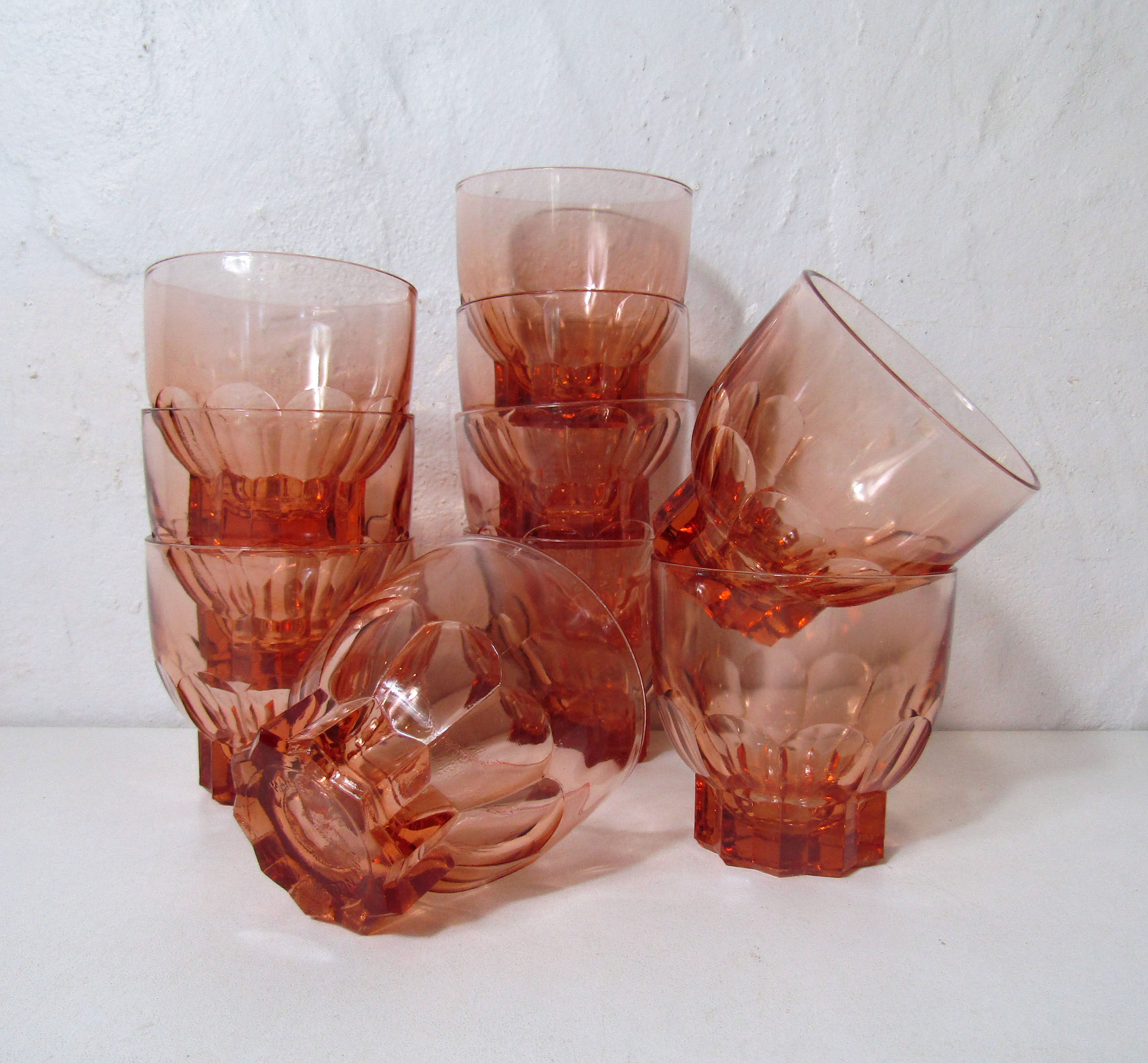 Set de 10 anciens verres à eau roses | Selency