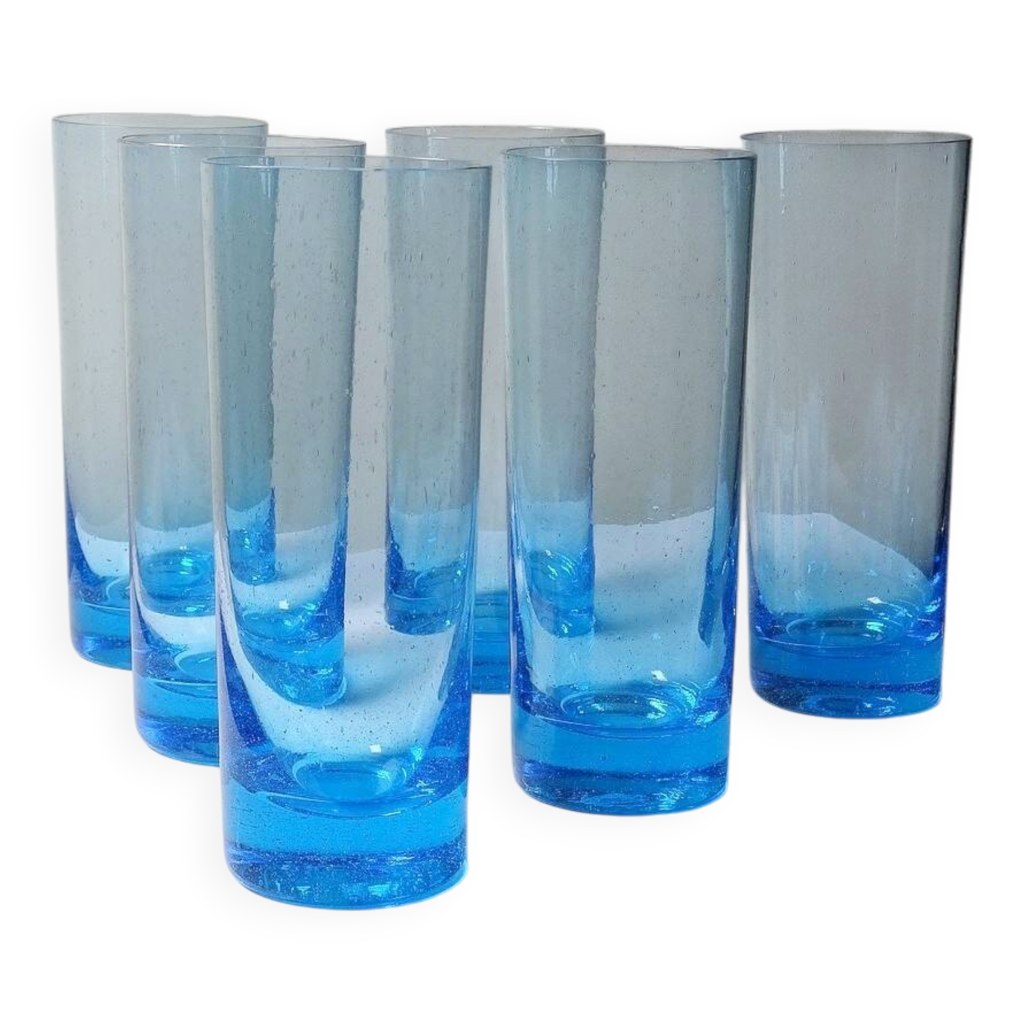 6 verres anciens en verre turquoise bullé et soufflé à la bouche | Selency