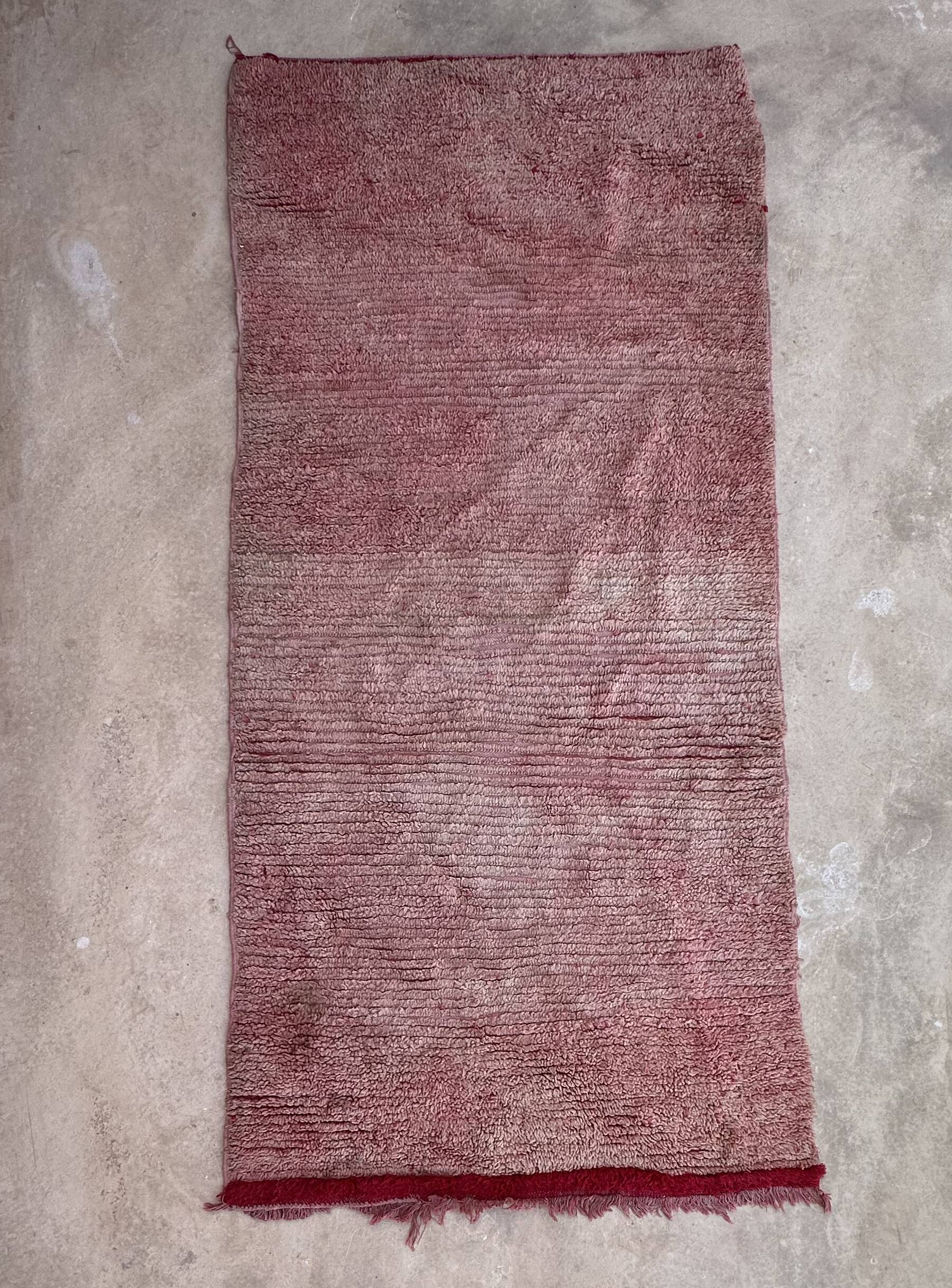 Tapis Marocain rouge - 108 x 232 cm | Selency