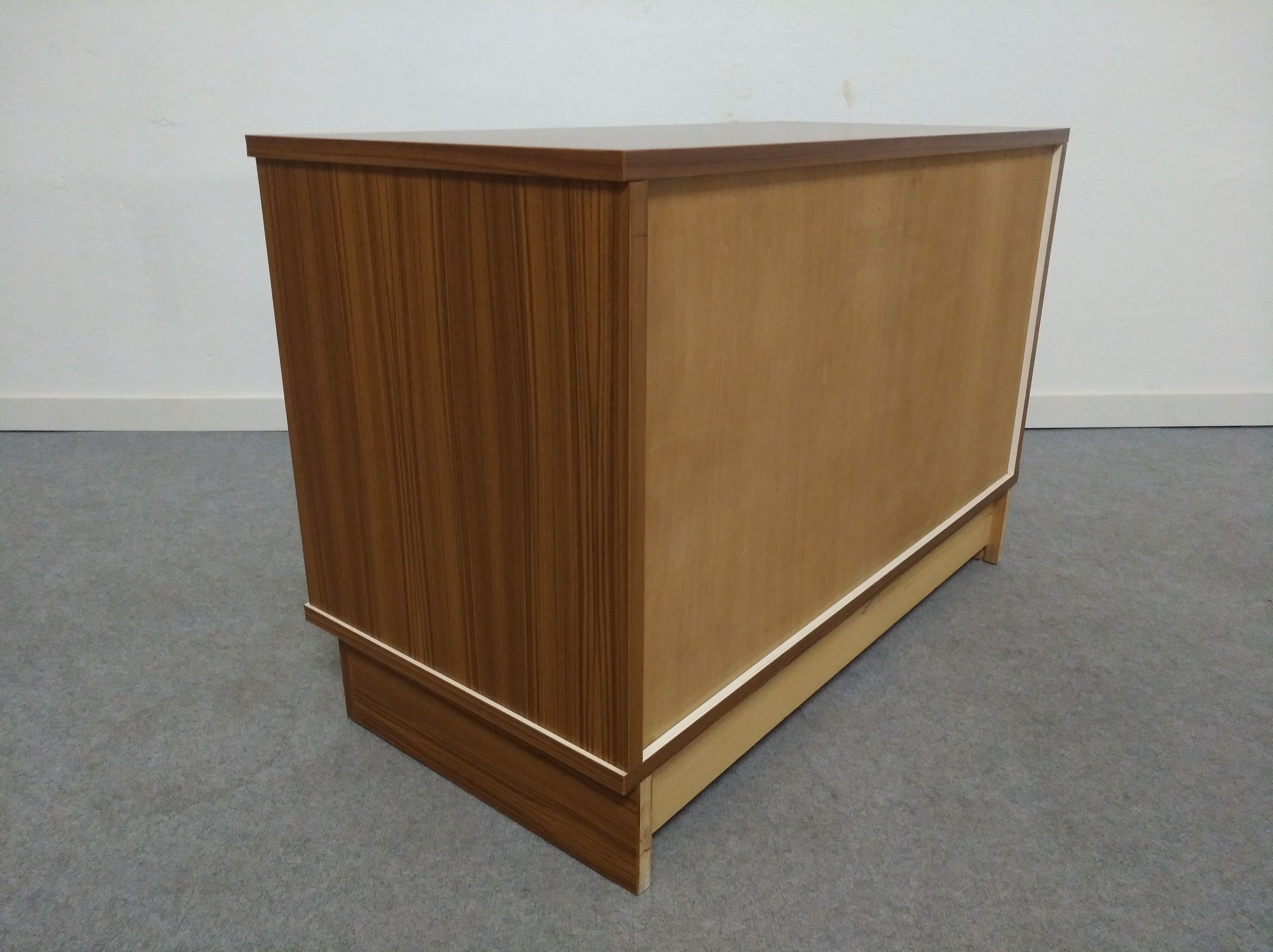 Chest of drawers from the 70s | Selency