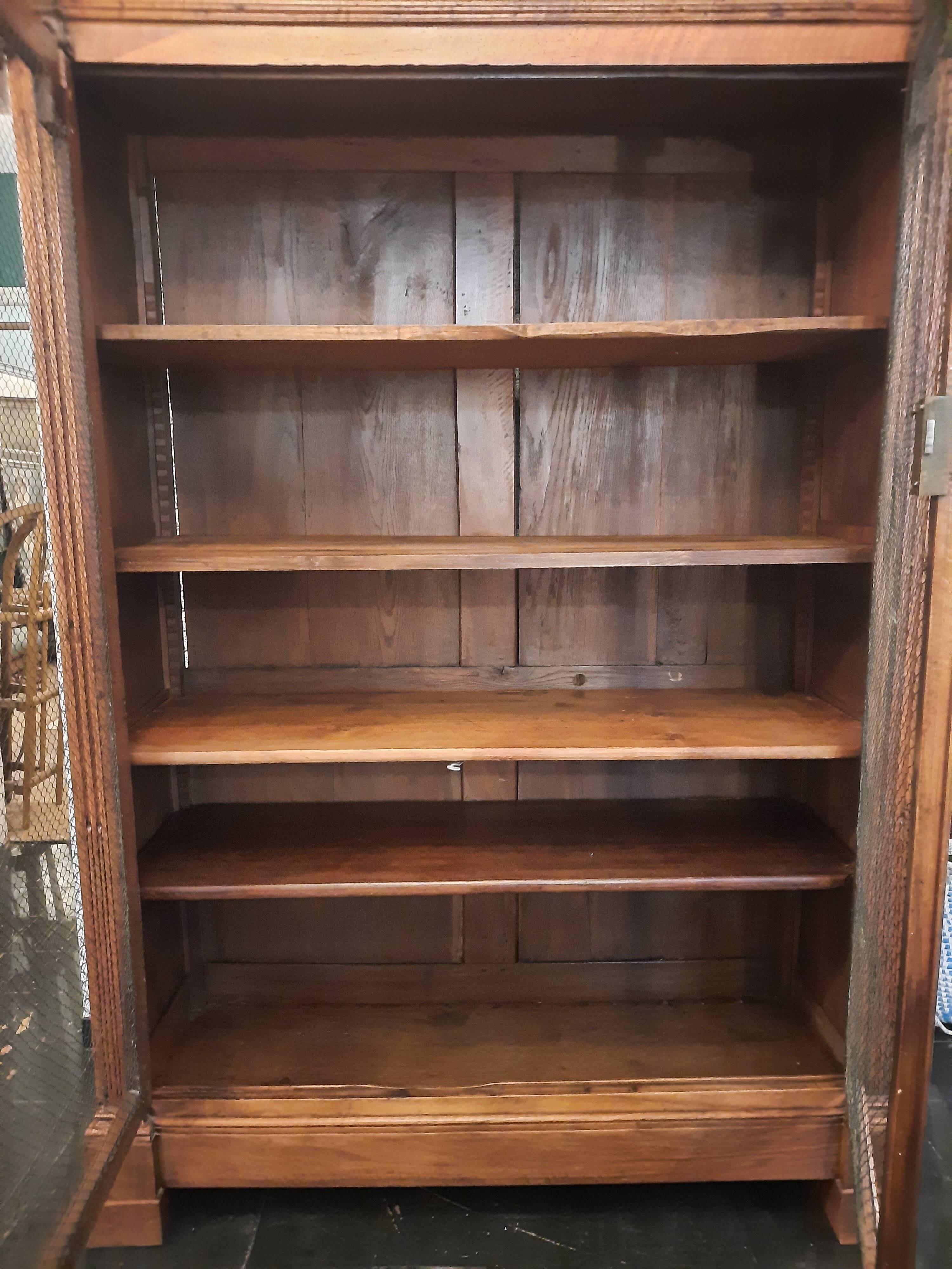 Bibliothèque Vitrine Néo-Classique Noyer | Selency