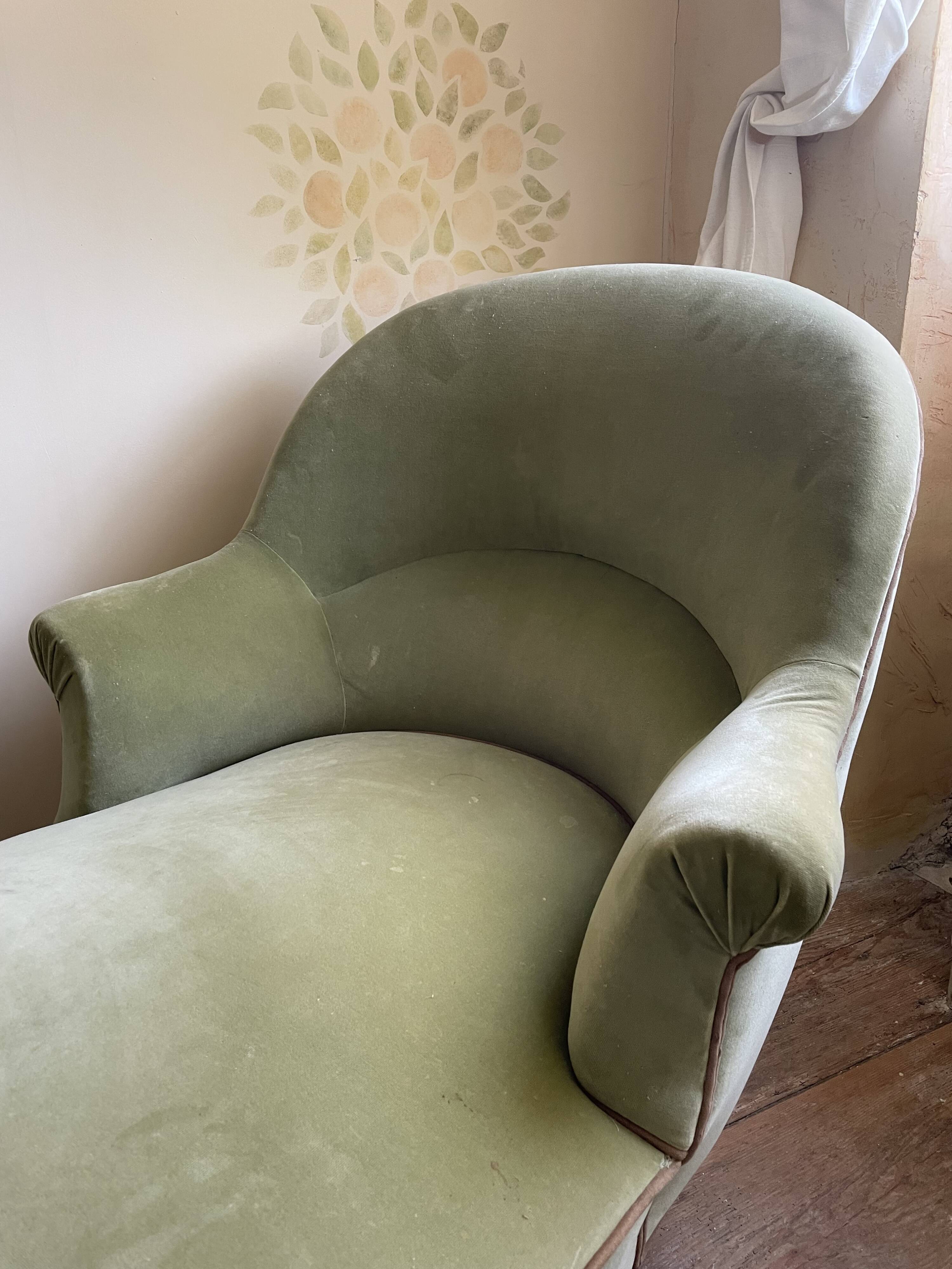 Méridienne ancienne en velours vert clair | Selency