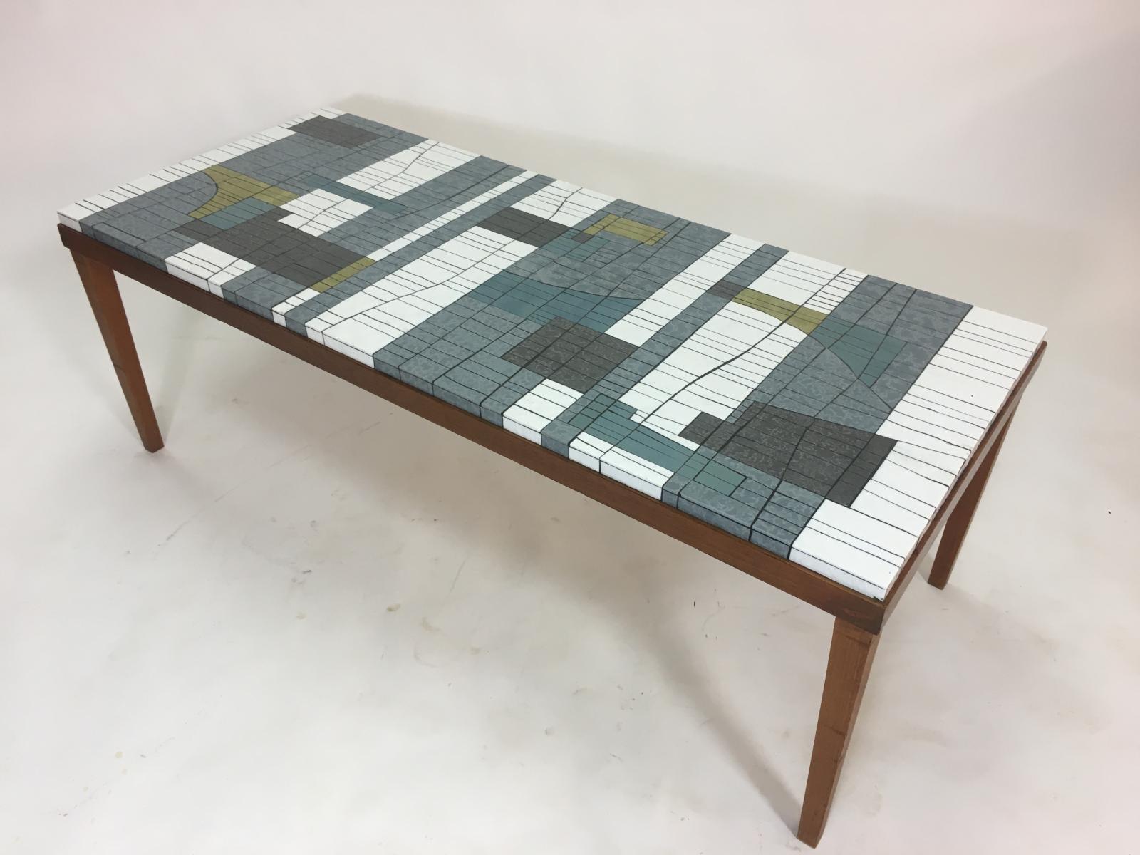 Table basse mosaïque en verre par Heinz Lilienthal 1960s | Selency