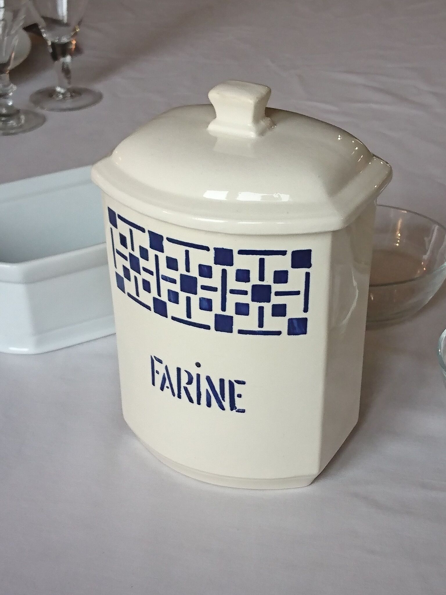 Pot à farine faïencerie Nouvelle France bleu et blanc | Selency