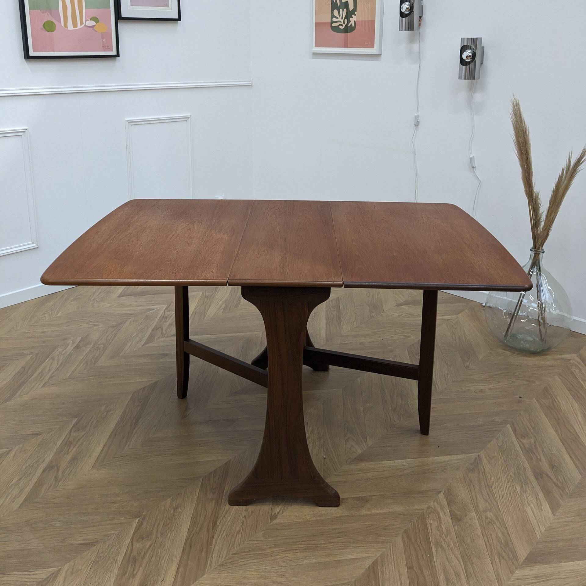 Teak flap table produced by G-Plan in the 1960s. | Selency