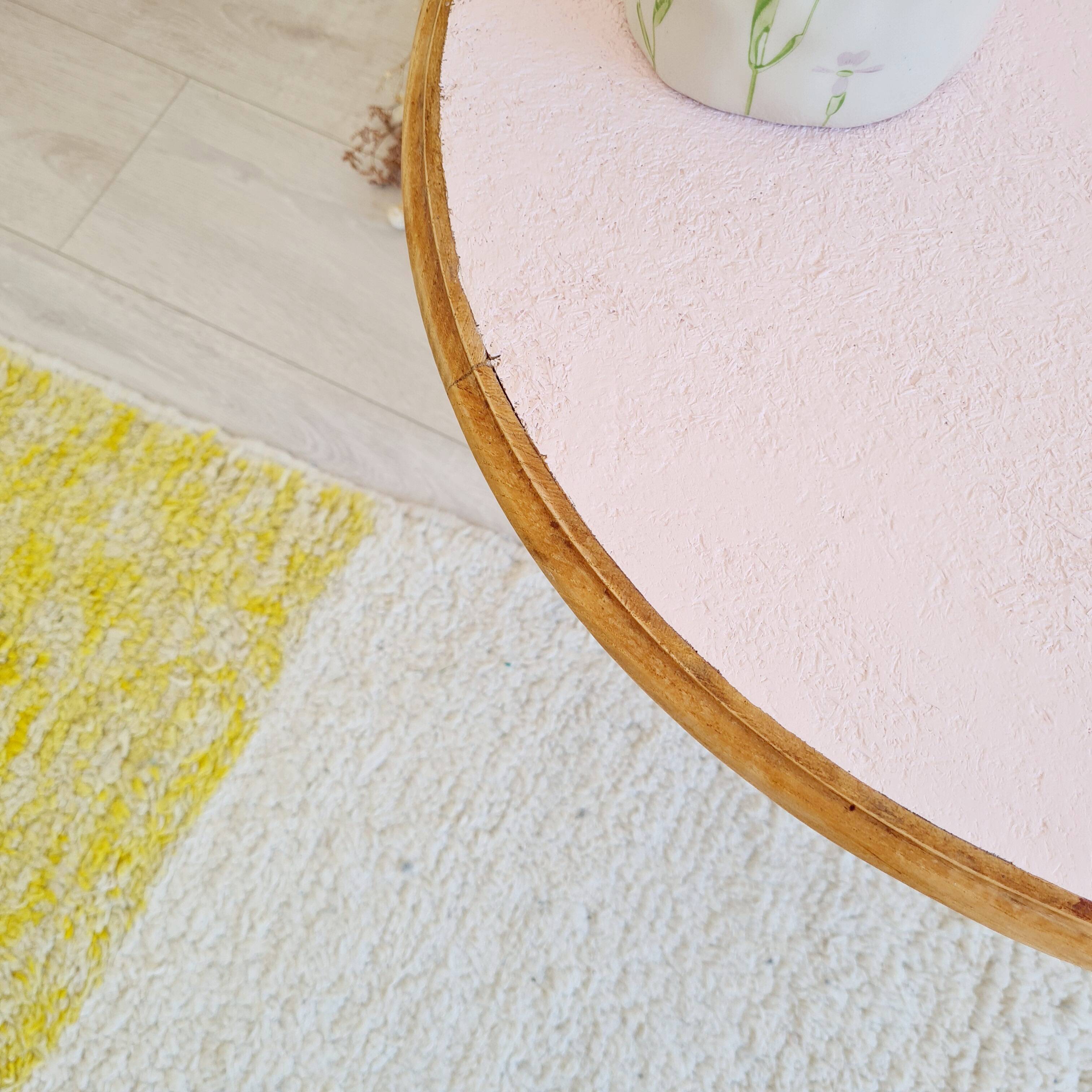 Table basse tripode plateau rond rose | Selency