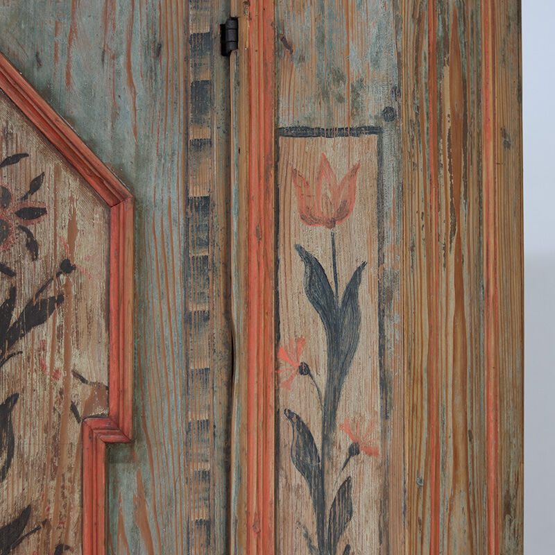 Cabinet de mariée en art populaire peint de style ferme rustique daté ...