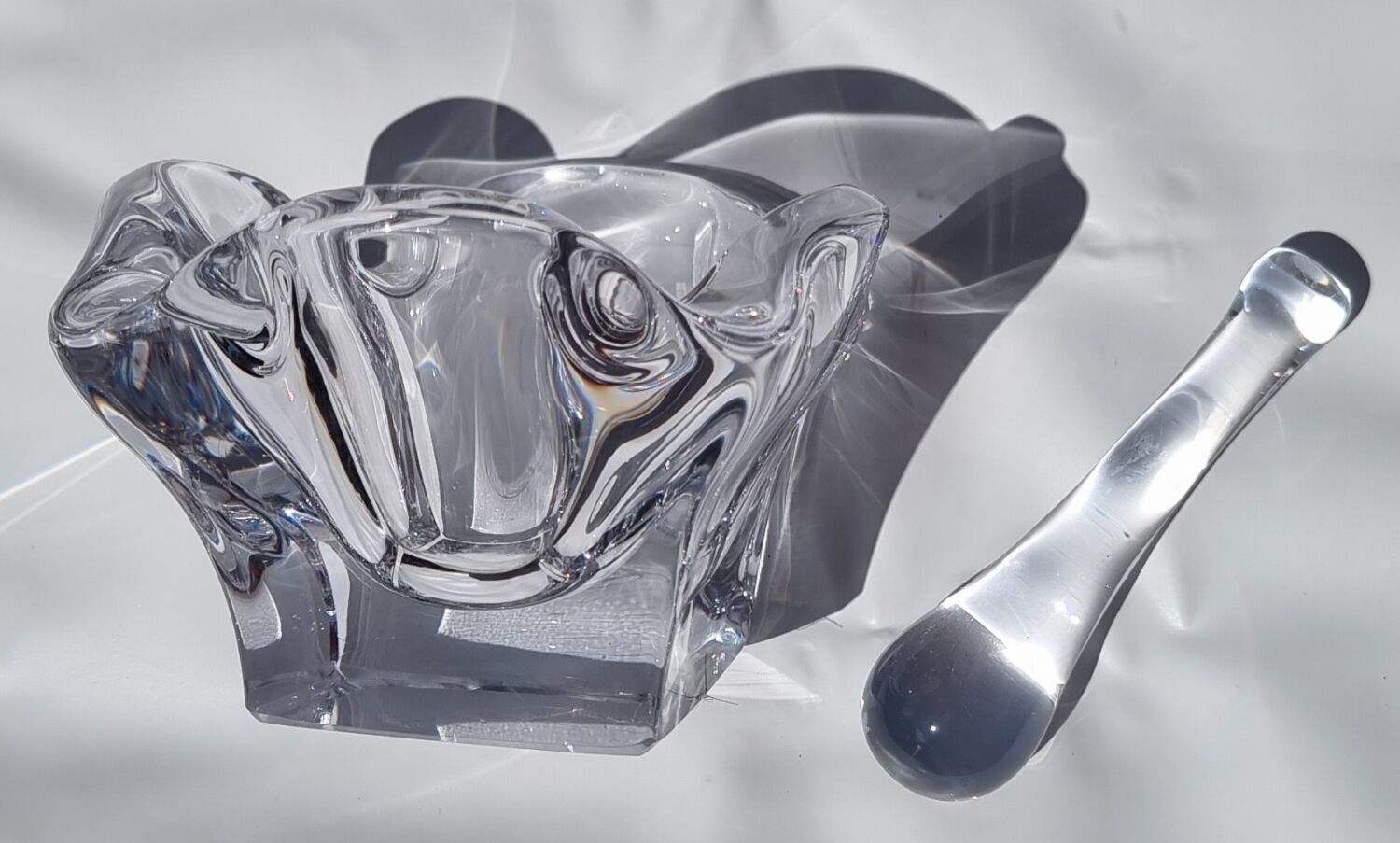 Mortier, pilon, cendrier cristal BAYEUL | Selency