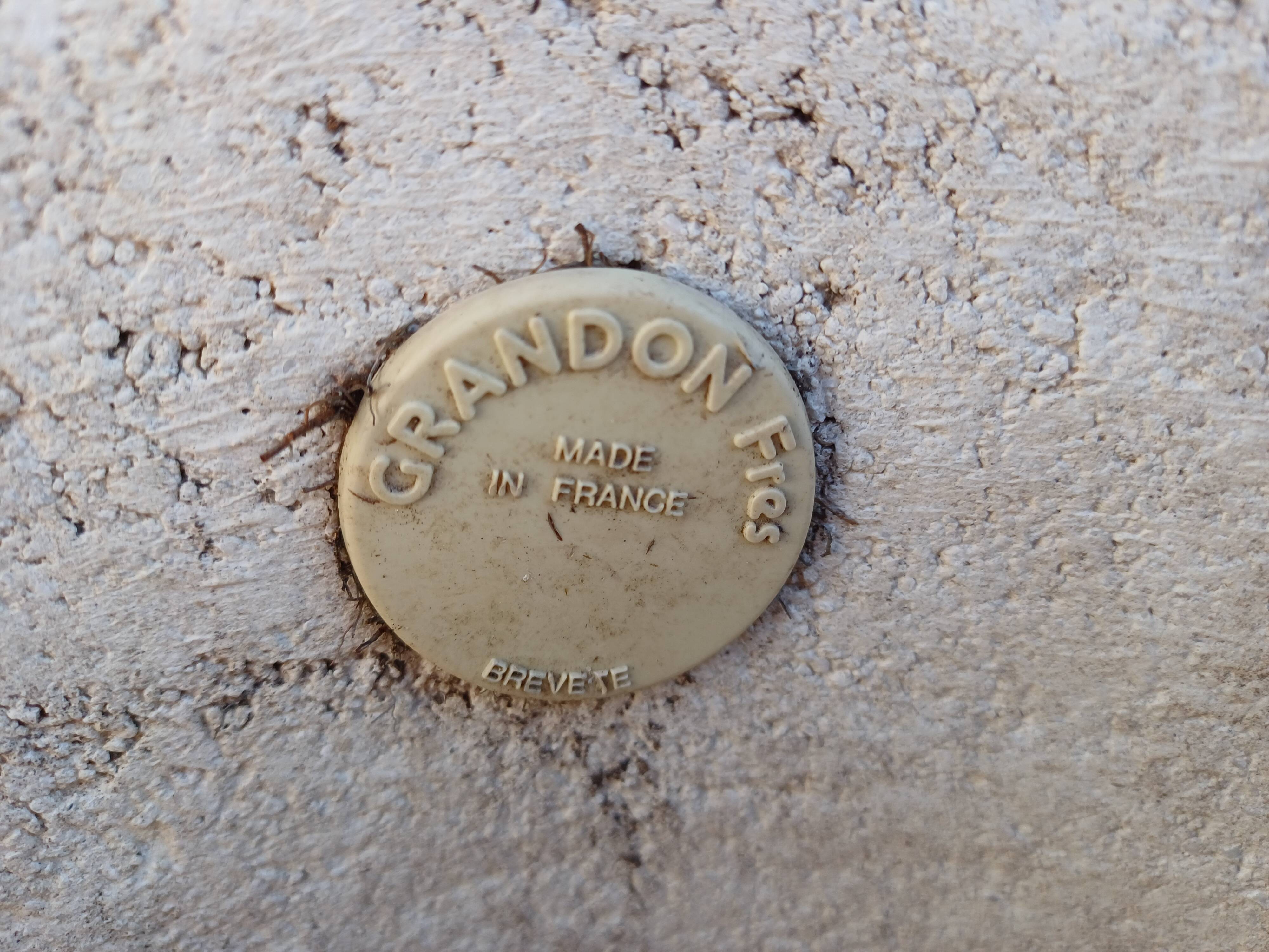 Paire de vases en pièrre reconstituées des années 60 grandon fréres | Selency