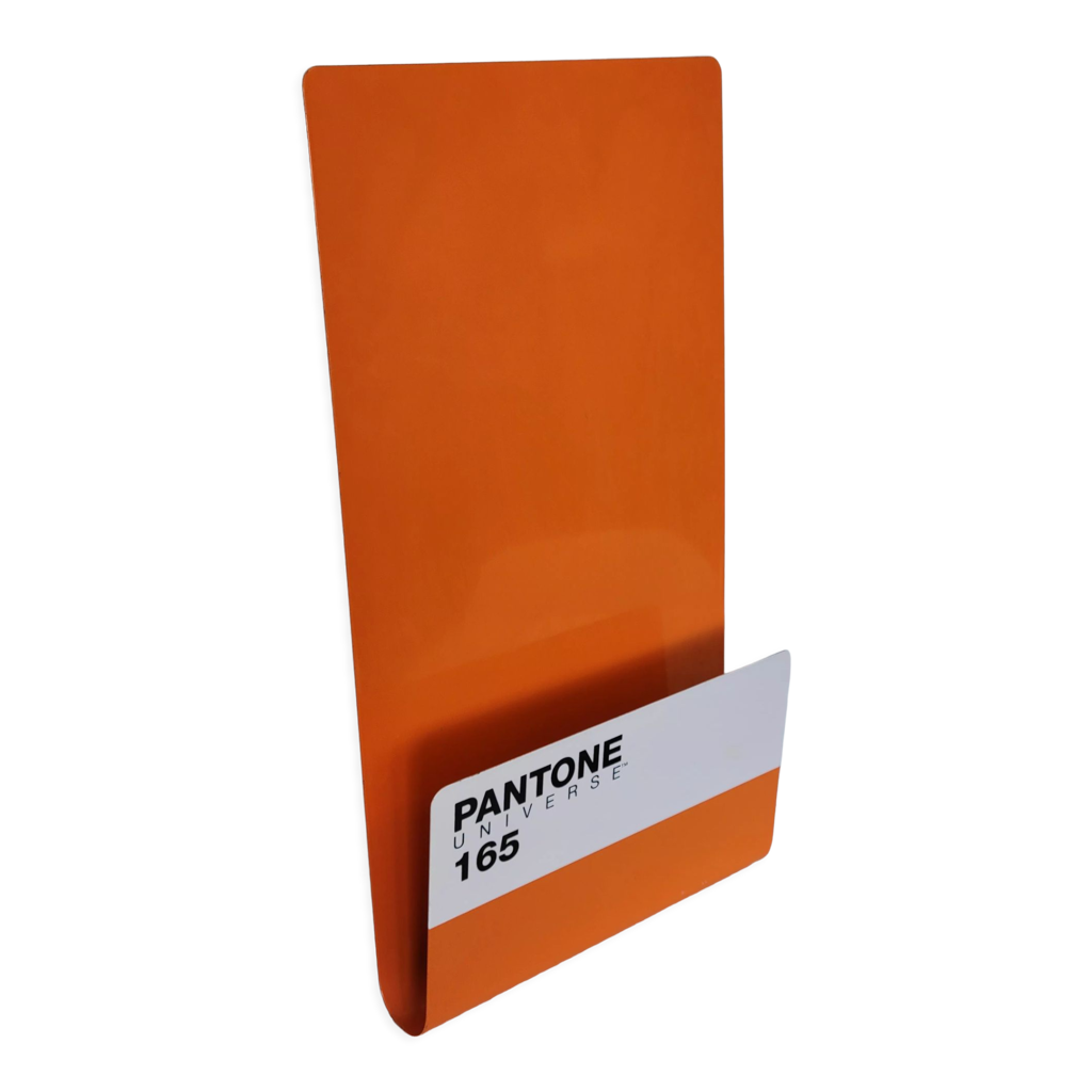 Porte revue mural design métal orange pantone wallstore 165 vitamin c ...