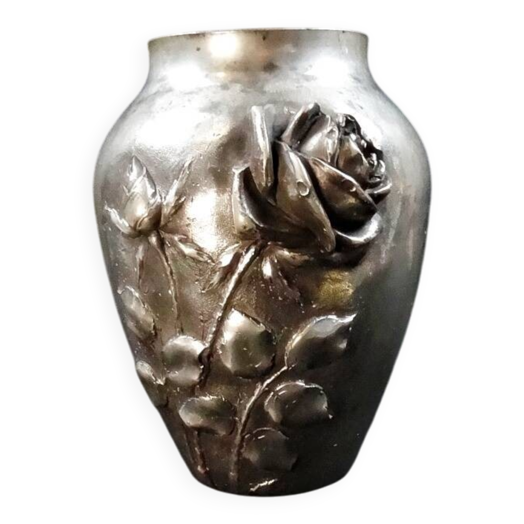 Vase signé A Chezal Étain d'Art en étain repoussé Art Nouveau début ...