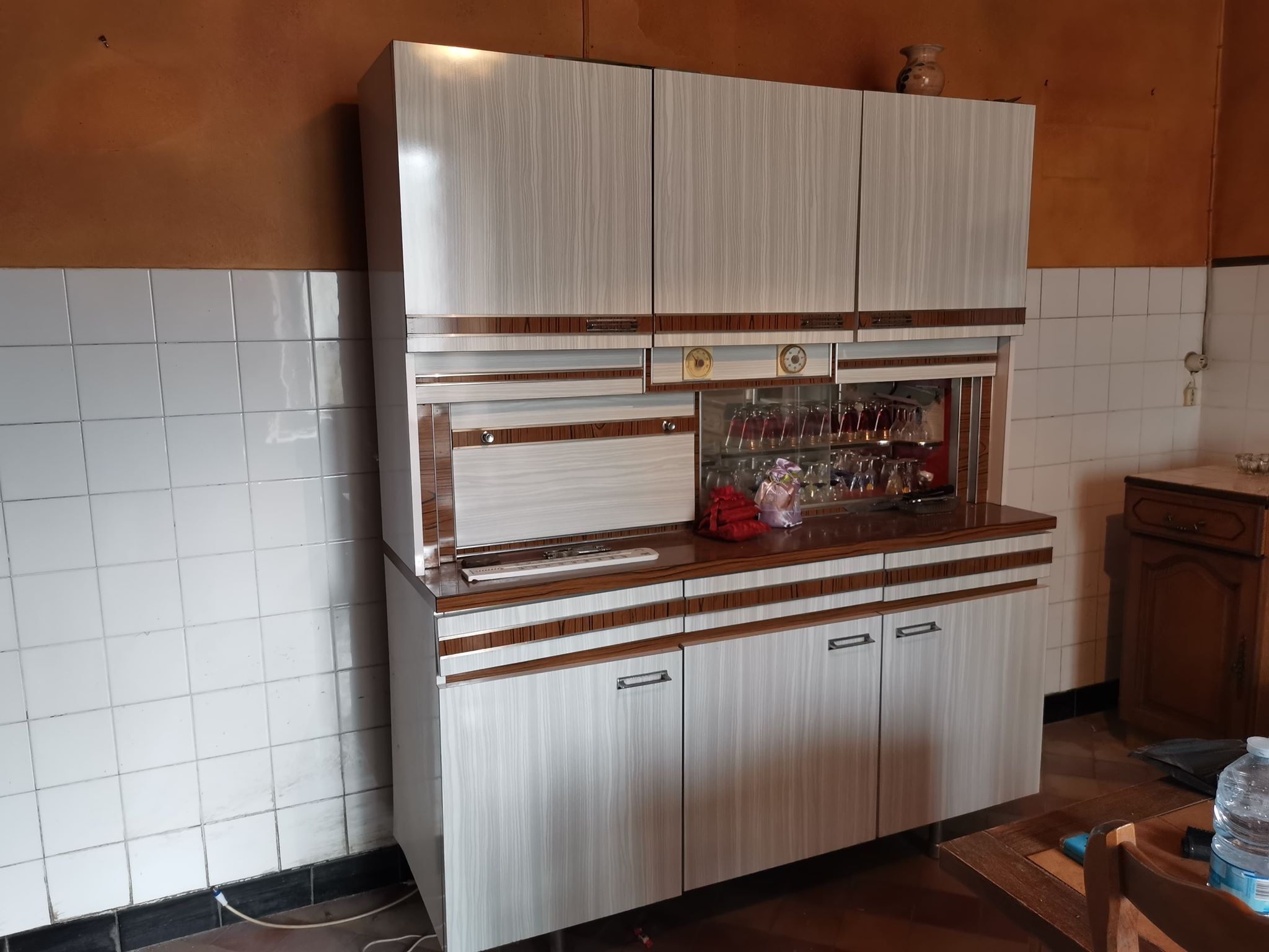 Buffet de cuisine en formica des années 70 | Selency