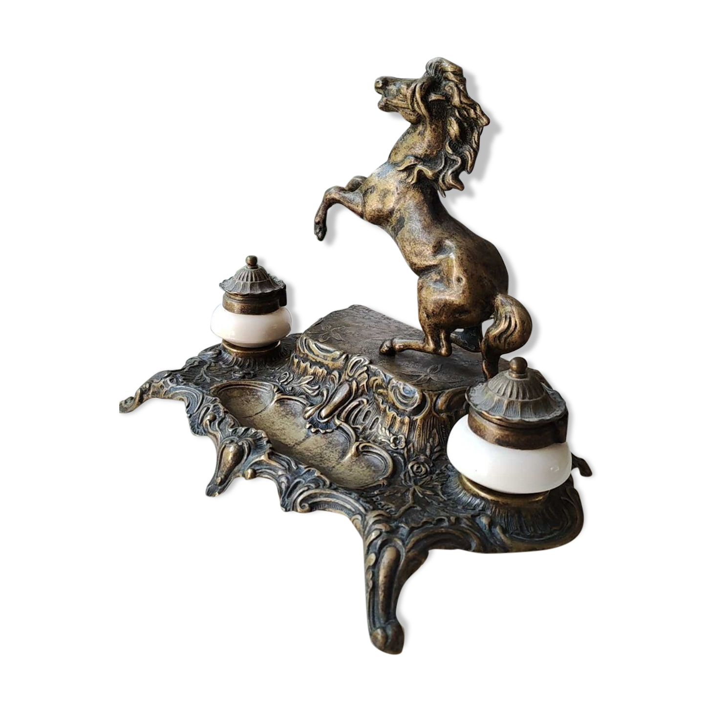 Double encrier en régule Art Déco, cheval cabré, signé A. Bossu | Selency