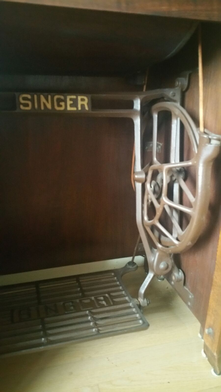 Meuble machine à coudre ancienne singer | Selency