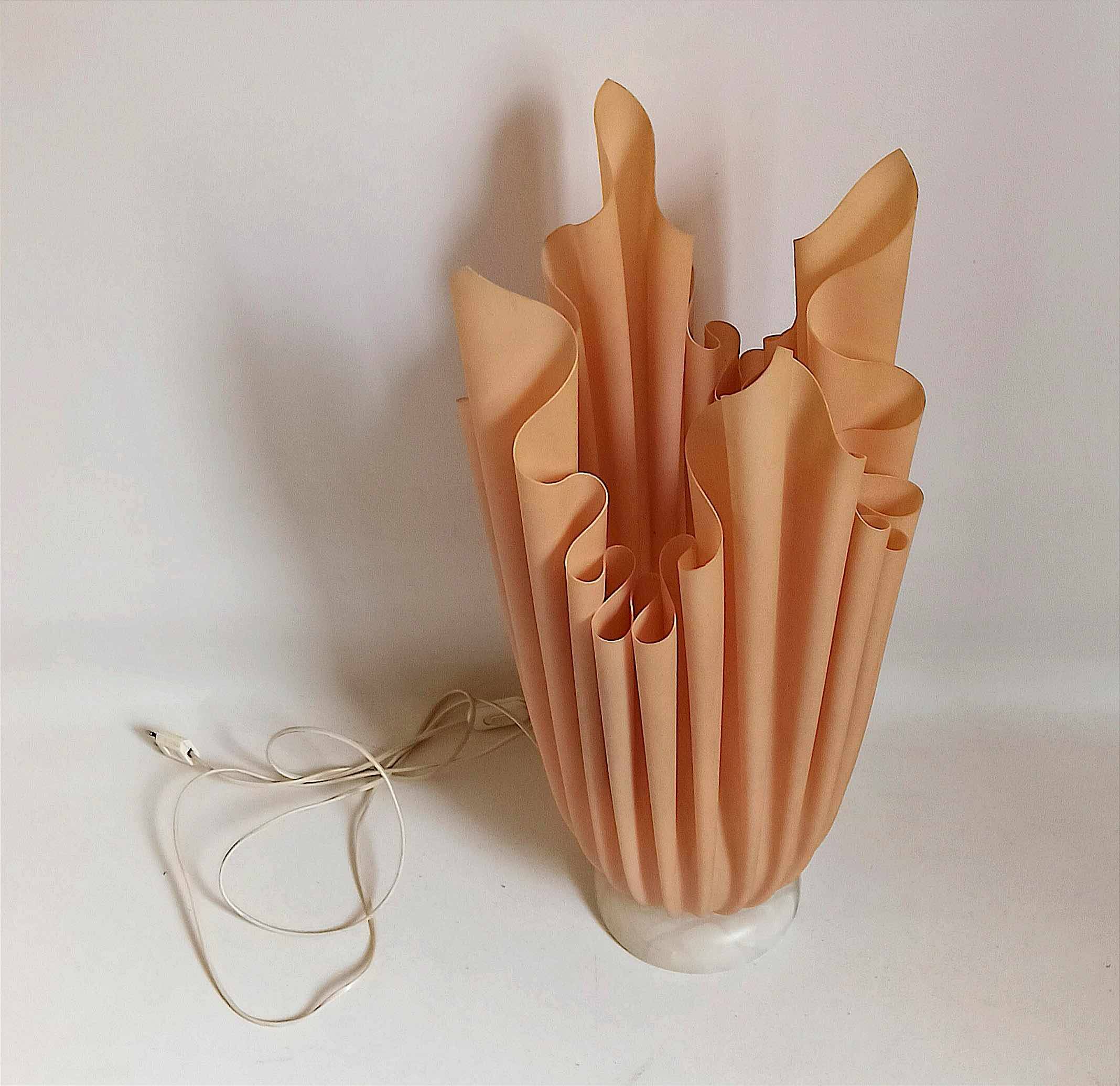 Lampe modèle Ophélie de Georgia Jacob Années 70 Hauteur 70 cm | Selency
